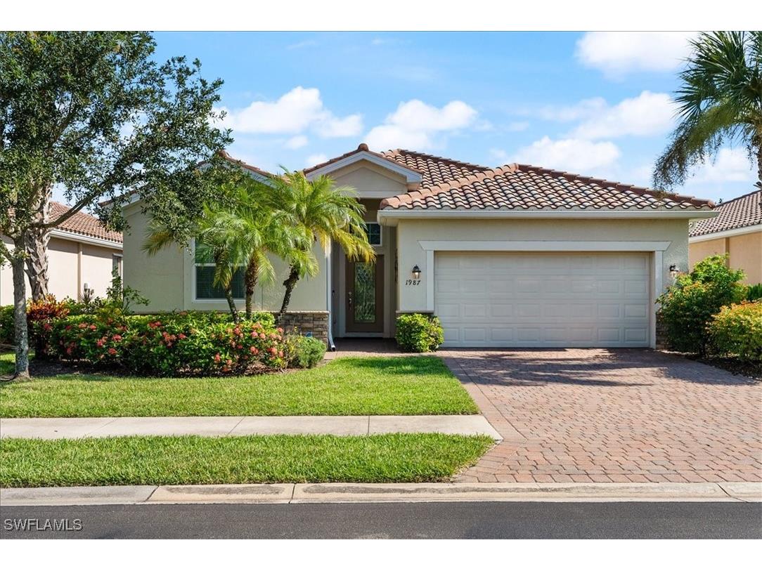 1987 Fairmont Lane, Naples, FL, 34120 | MLS: 225063761 | Edina Realty