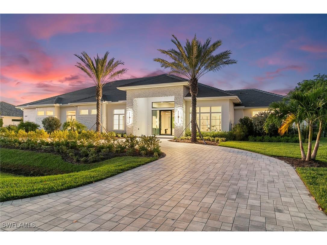 2337 Anthony Court, Naples, FL, 34109 | MLS: 225074414 | Edina Realty