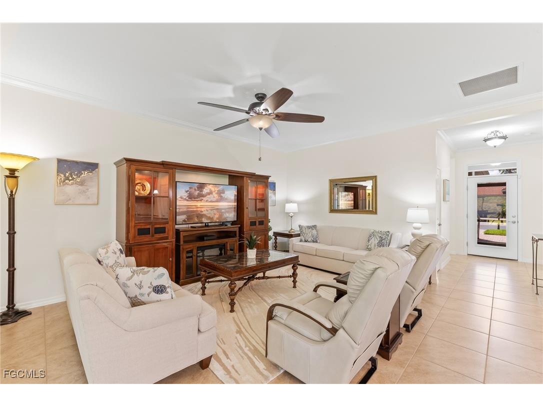 3236 Birch Tree Lane, Alva, FL, 33920 | MLS: 2025010910 | Edina Realty