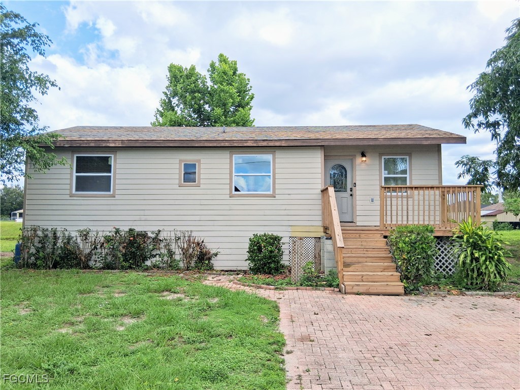 3720 1st Street SW, Lehigh Acres, FL, 33976 | MLS: 2025011778 | Edina ...