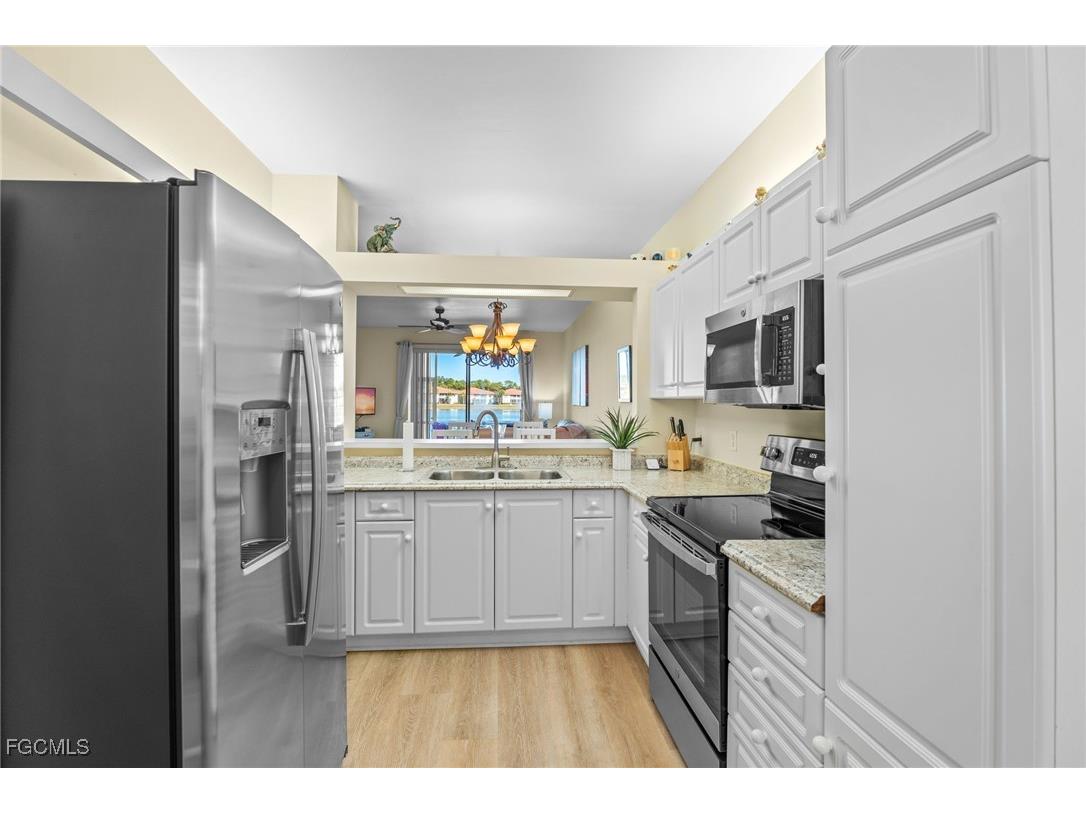 510 Robin Hood Circle #101, Naples, FL, 34104 | MLS: 2025019280 | Edina ...