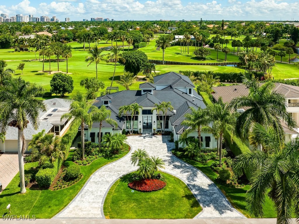 695 Wedge Drive, Naples, FL, 34103 | MLS: 225075846 | Edina Realty