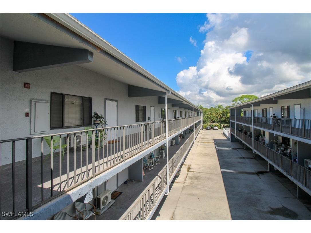 826 Wiggins Pass Road #301, Naples, FL, 34110 | MLS: 225072652 | Edina ...