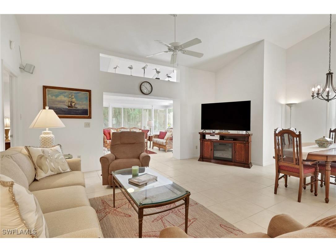 841 Kings Way, Naples, FL, 34104 | MLS: 225076700 | Edina Realty