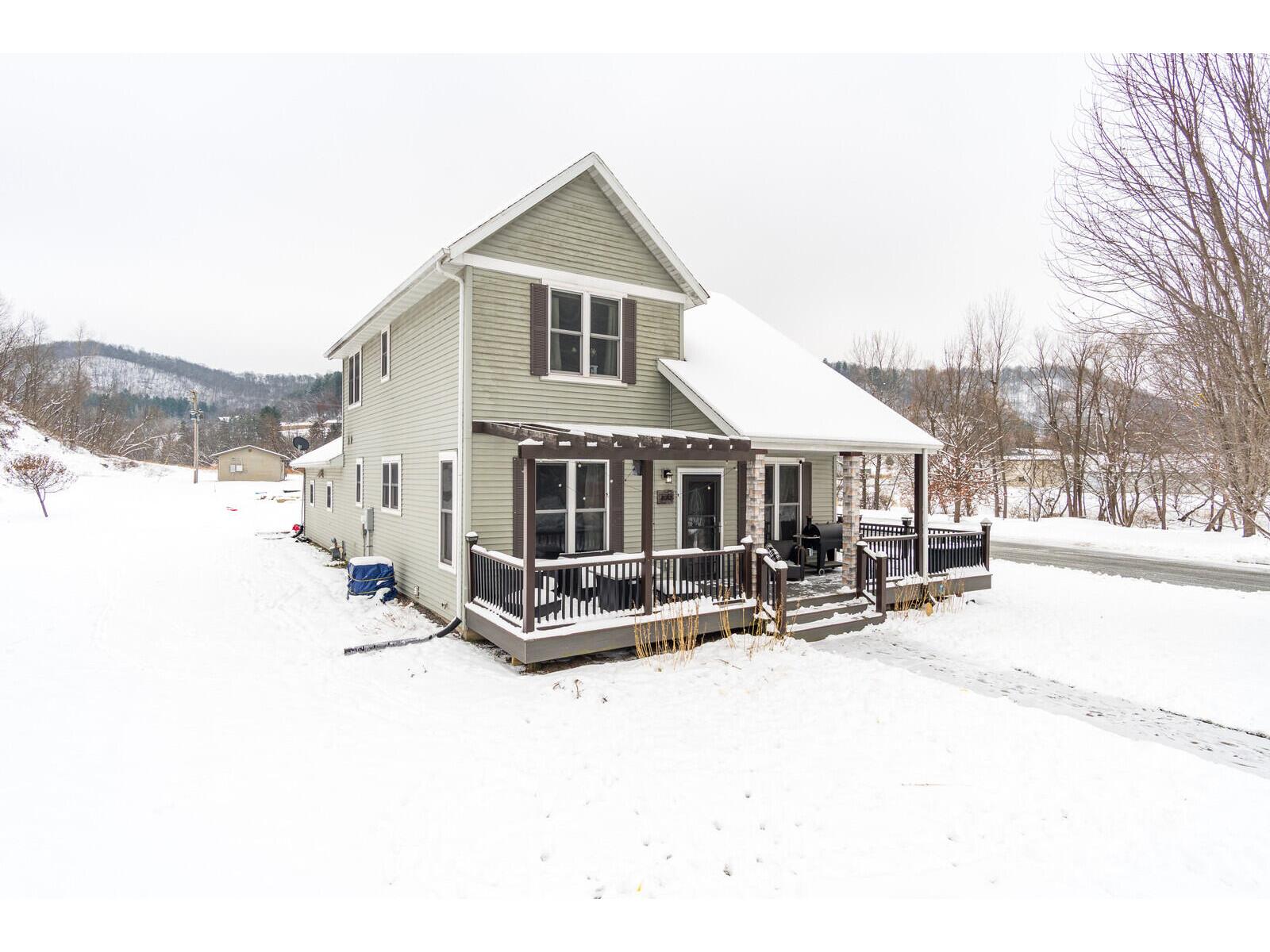 100 Creekside, Coon Valley, WI, 54623 | MLS: 1944369 | Edina Realty