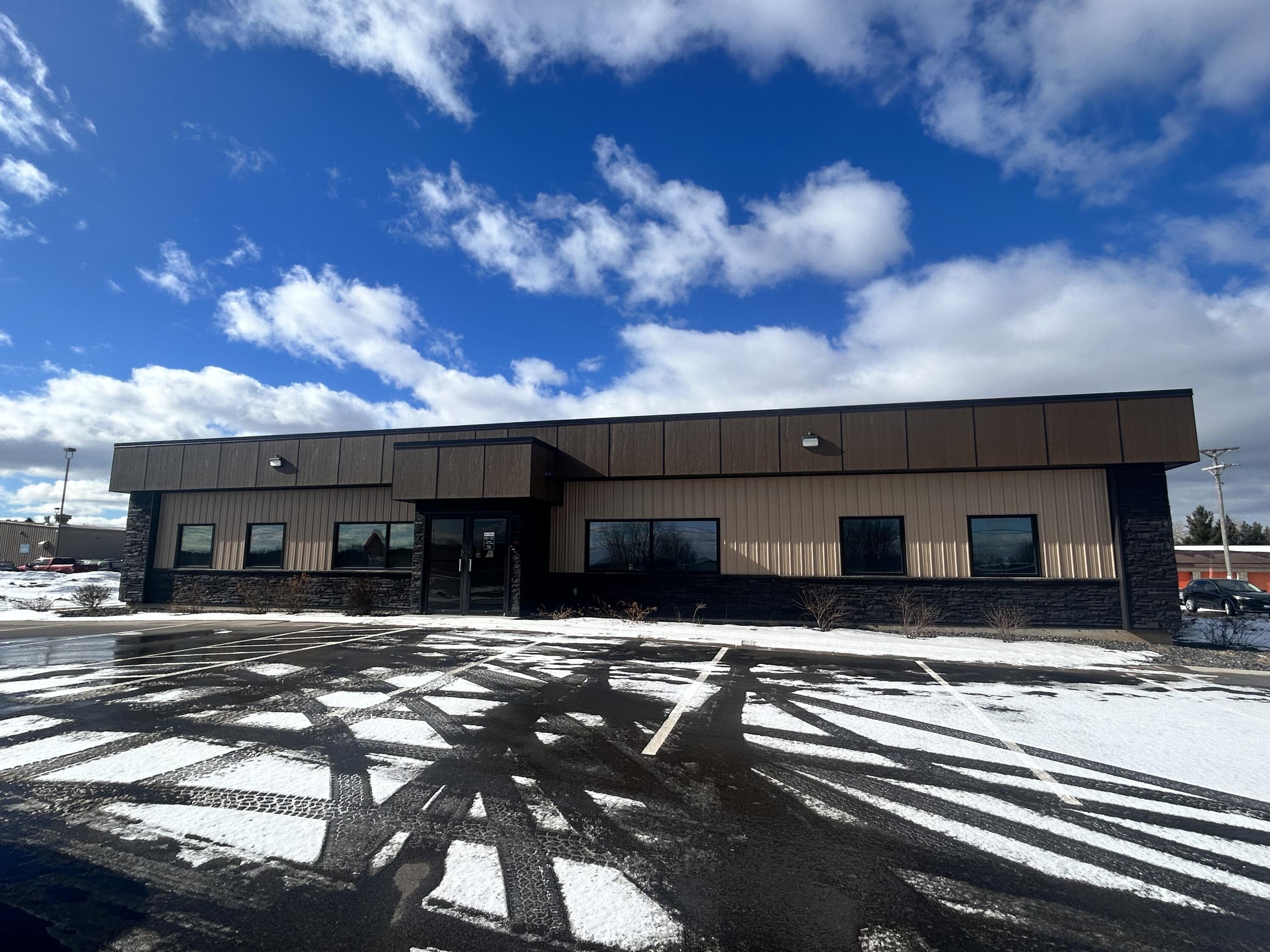 1210 Superior, Tomah, WI, 54660 | MLS: 1950779 | Edina Realty