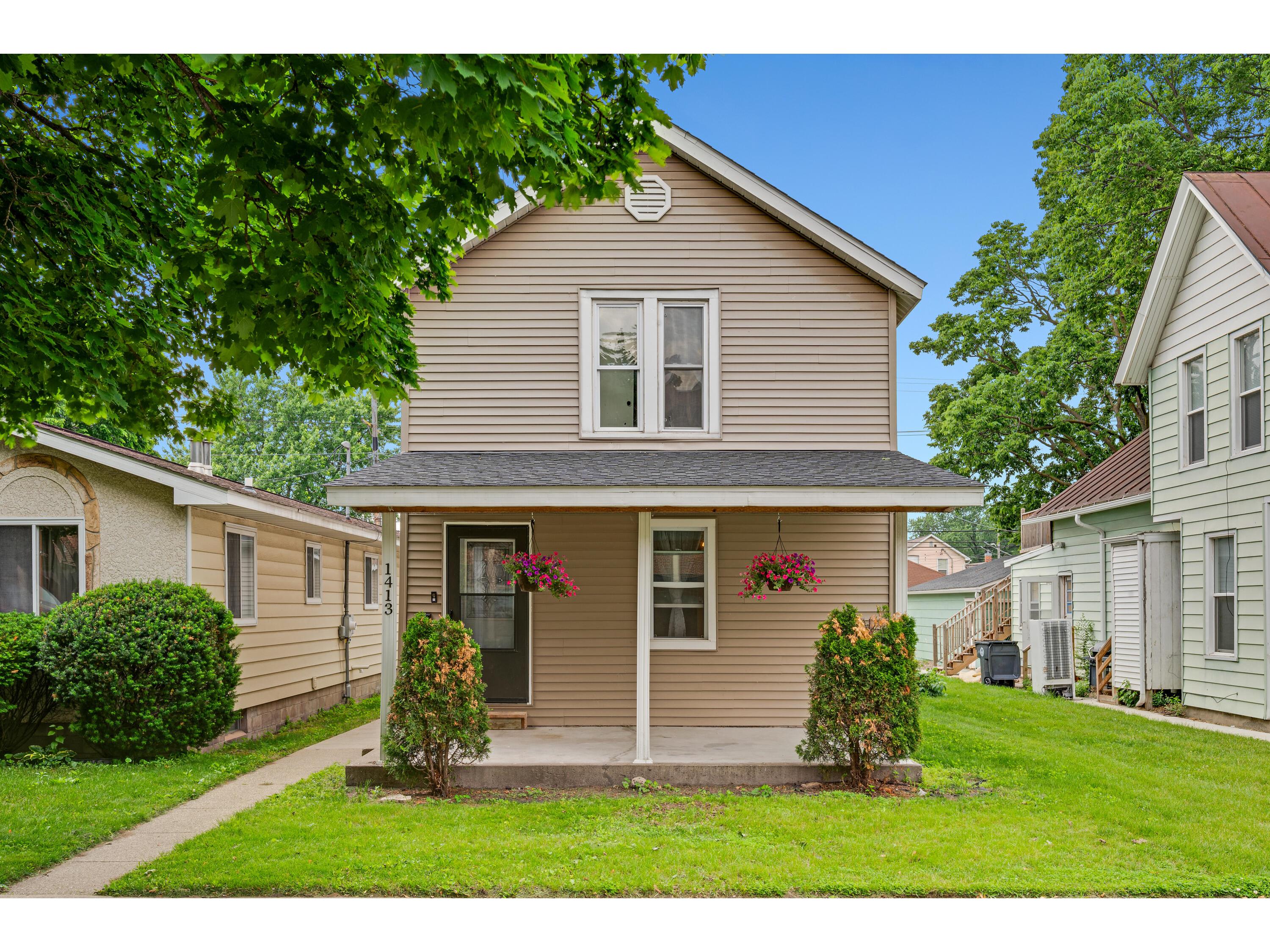 1413 Avon, La Crosse, WI, 54603 | MLS: 1922048 | Edina Realty