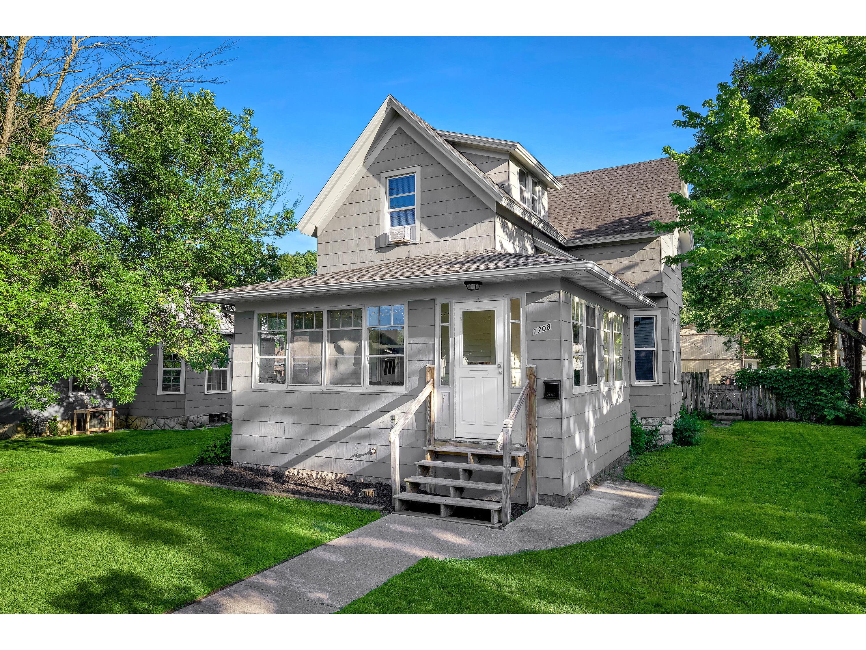 1708 Ferry, La Crosse, WI, 54601 | MLS: 1879803 | Edina Realty