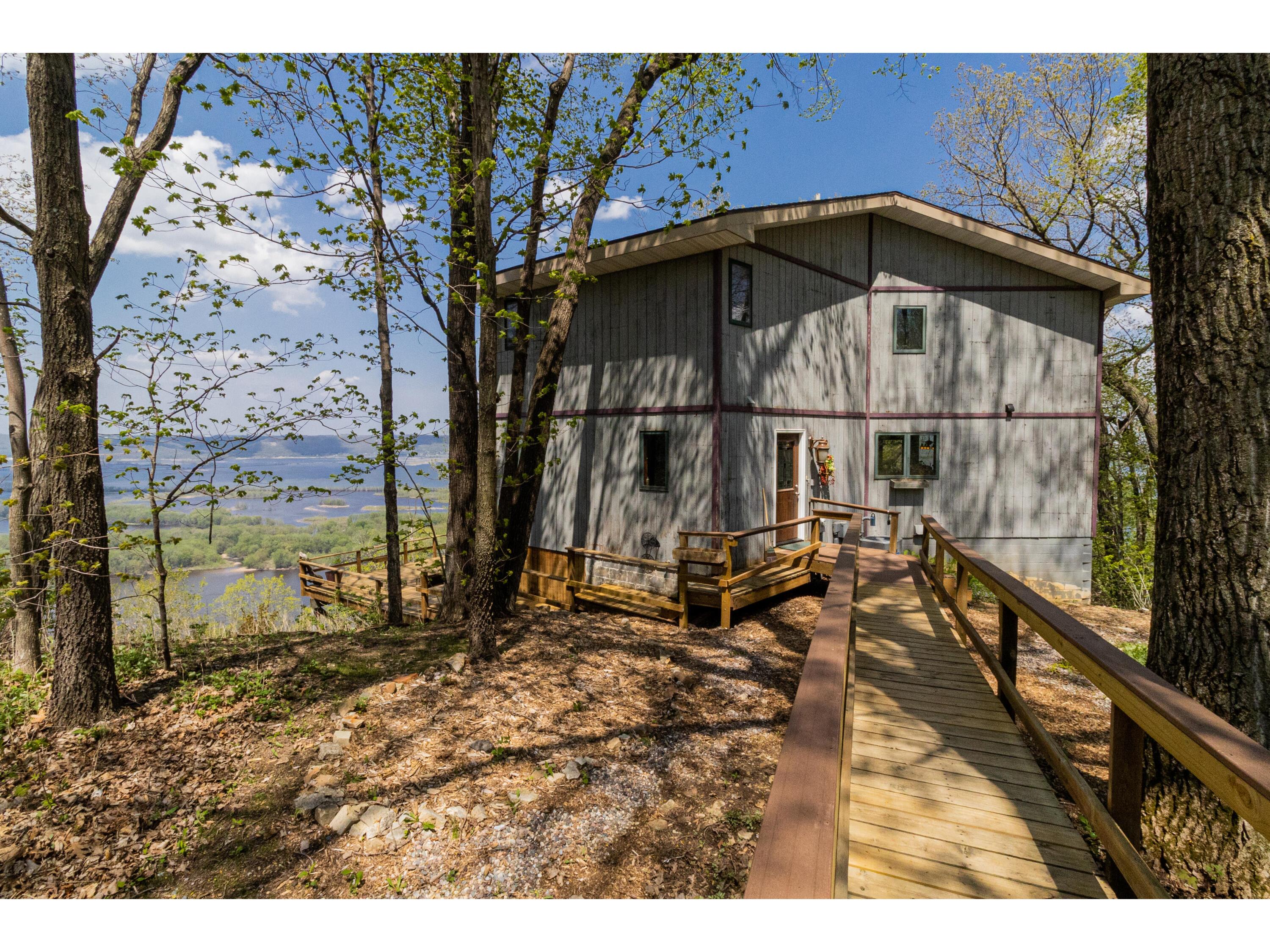 21741 Government Pointe RD, Homer, MN, 55987 | MLS: 1778535 | Edina Realty