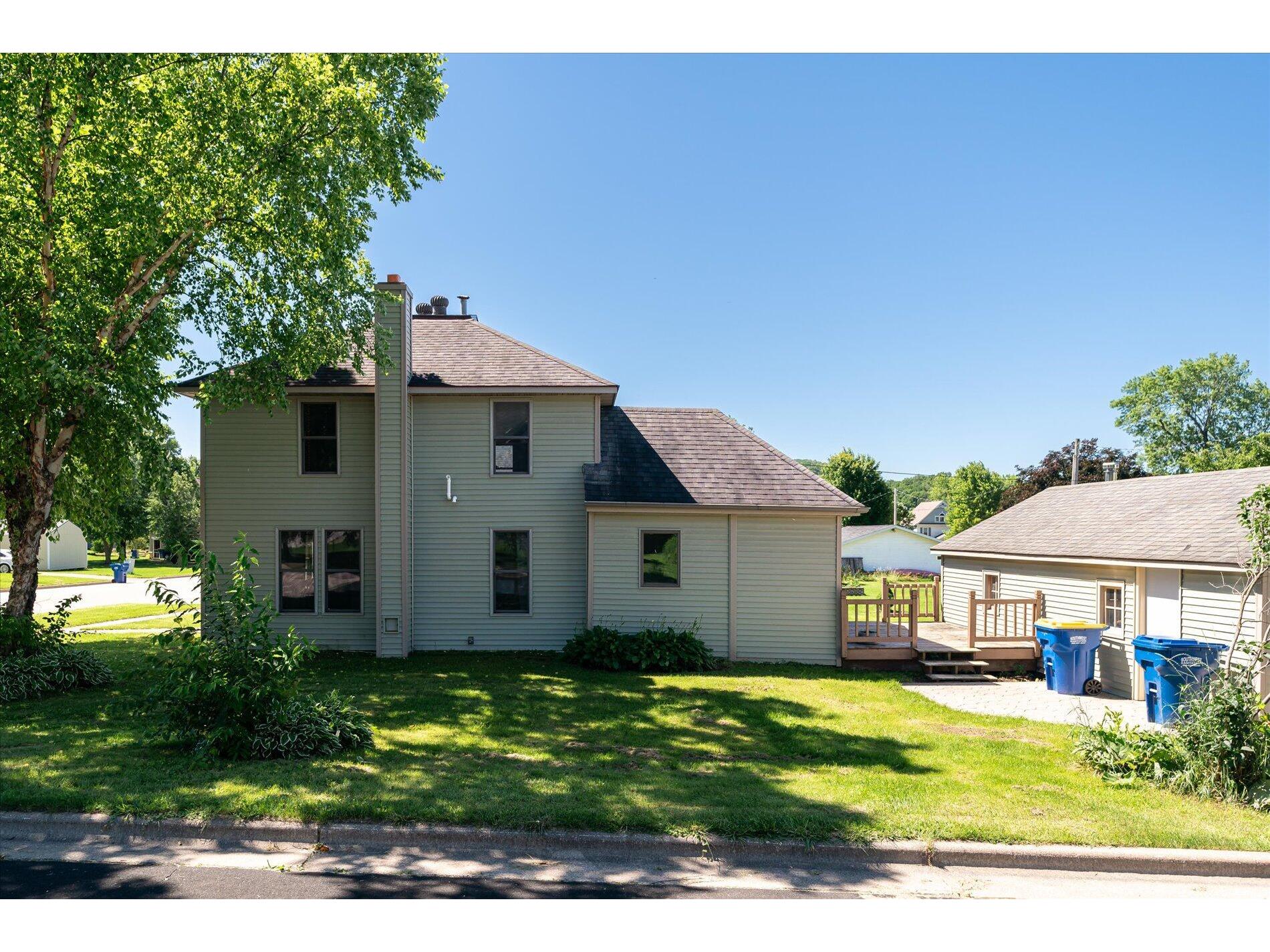 219 E York, Viola, WI, 54664 | MLS: 1881582 | Edina Realty