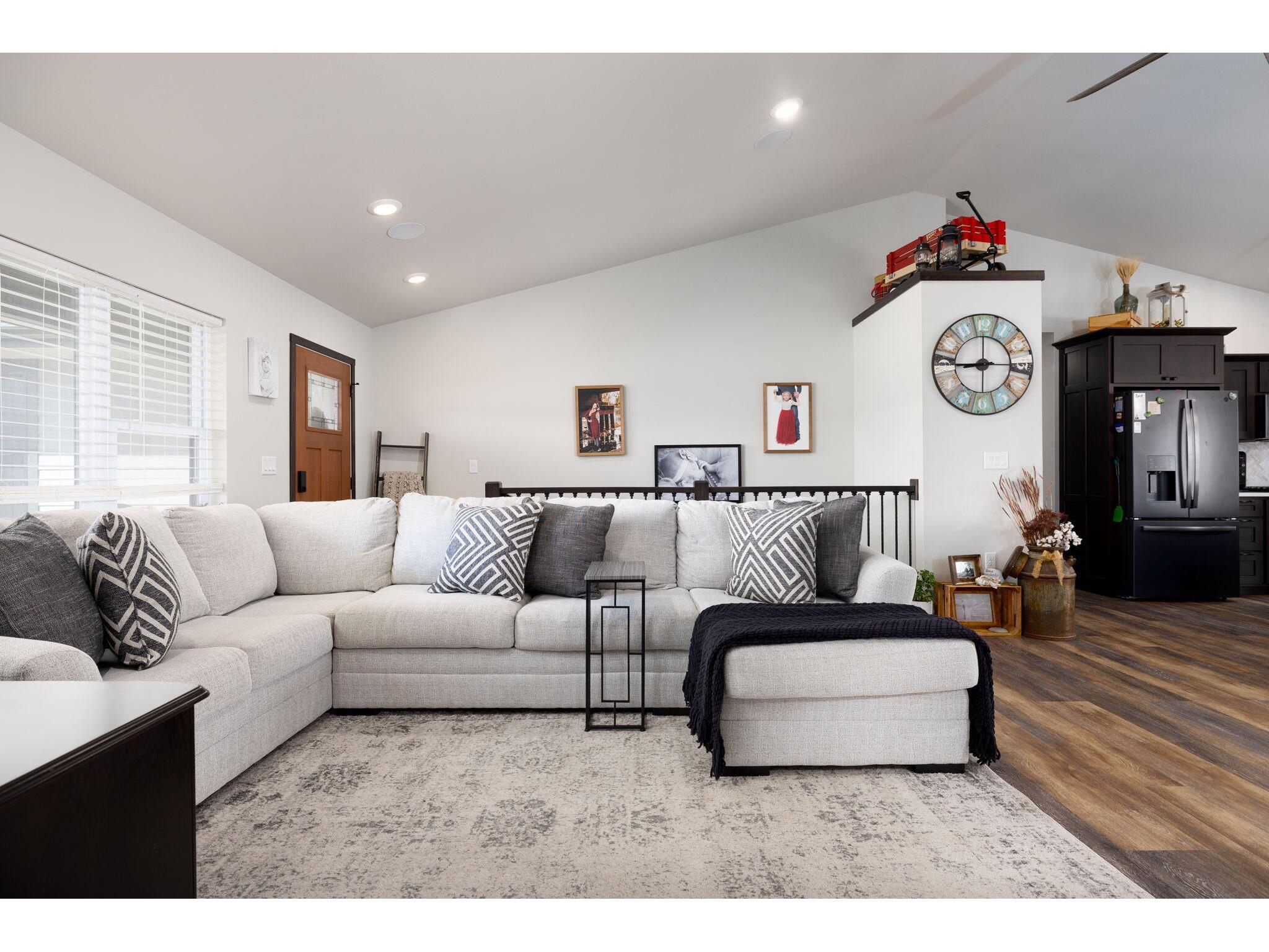 2302 John Leis, Bangor, WI, 54614 | MLS: 1874303 | Edina Realty