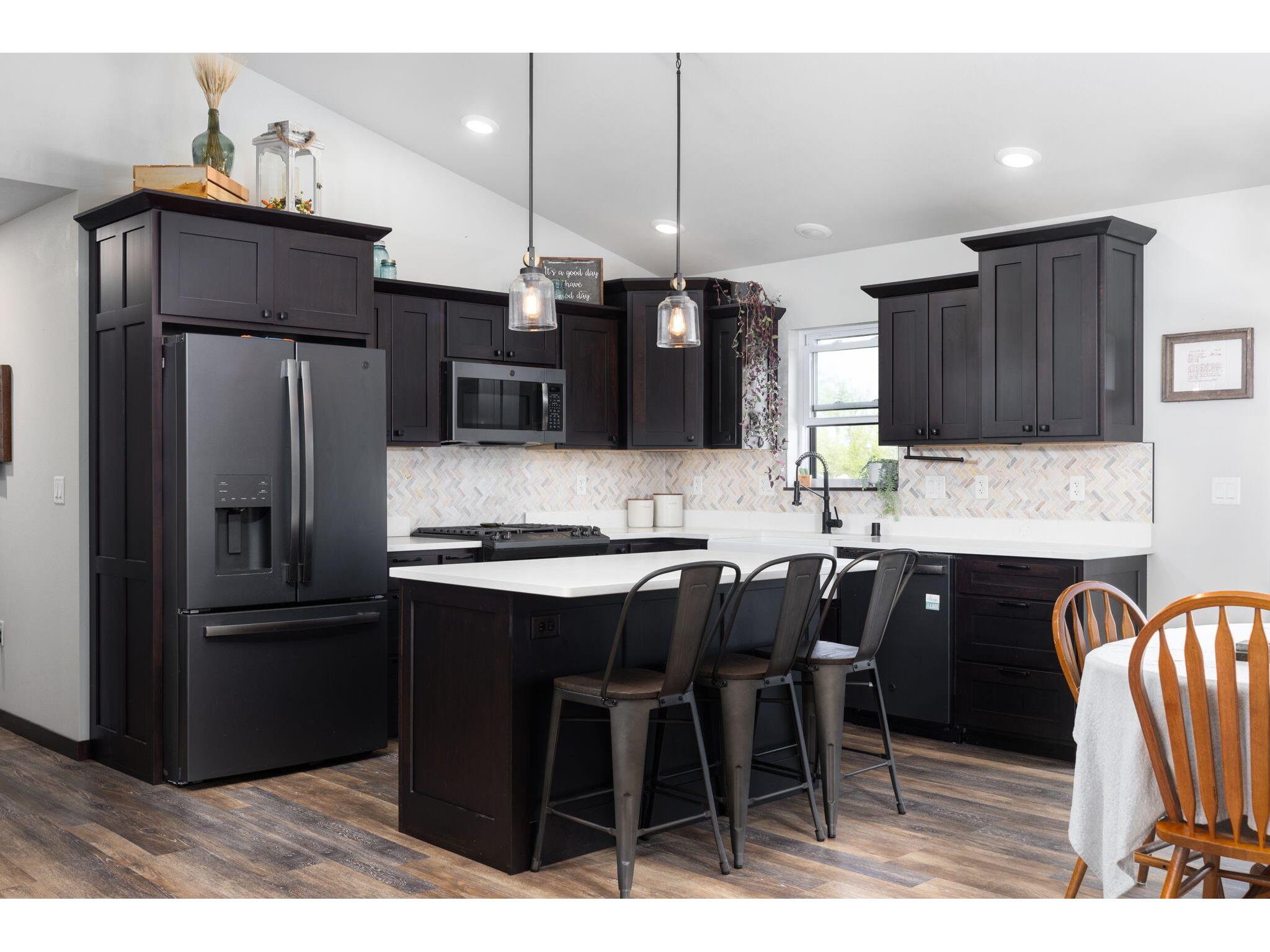 2302 John Leis, Bangor, WI, 54614 | MLS: 1874303 | Edina Realty
