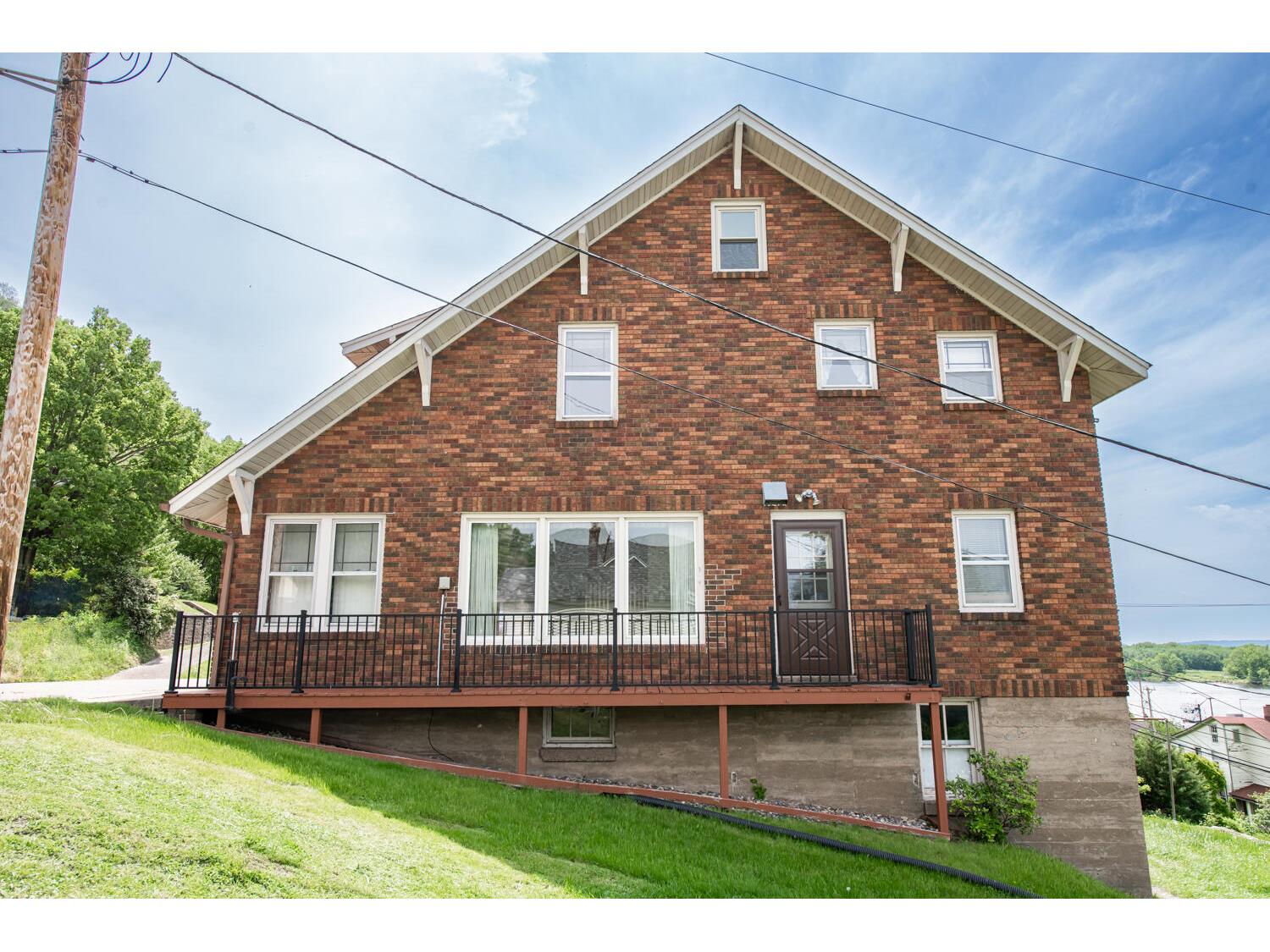 308 N 2nd, Alma, WI, 54610 | MLS: 1876633 | Edina Realty