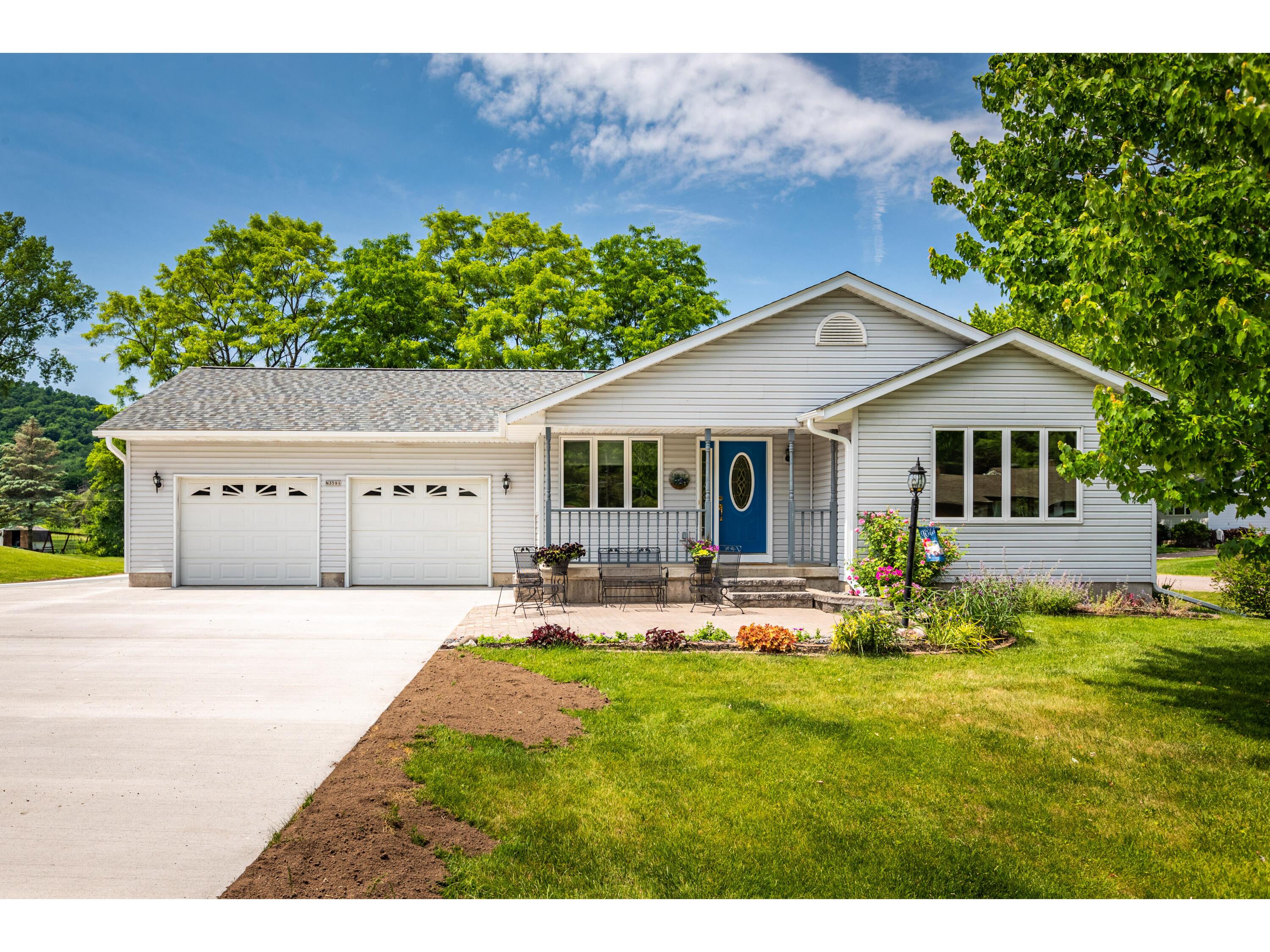 N3591 Elm, Bergen, WI, 54658 | MLS: 1837382 | Edina Realty