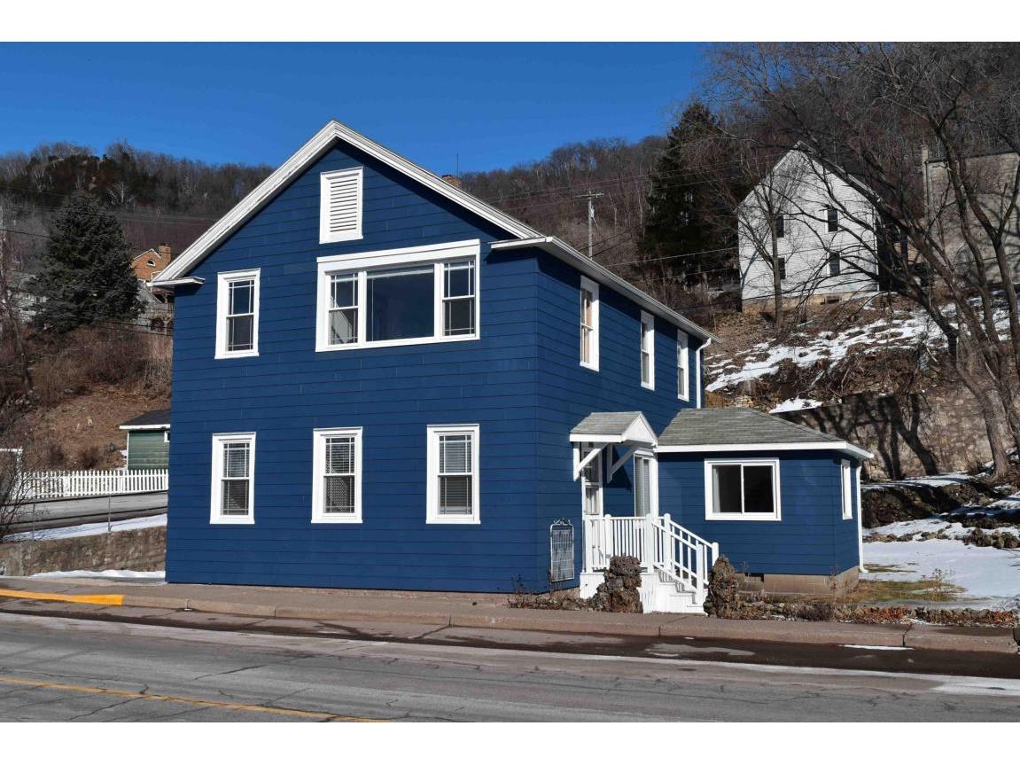 401 S Main St, Alma, WI, 54610 | MLS: 1567610 | Edina Realty