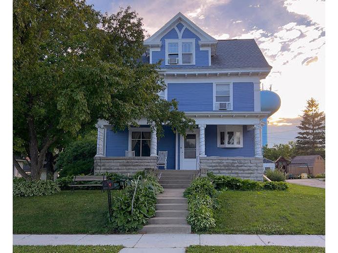 425 Kingston ST N, Caledonia, MN, 55921 | MLS: 1801818 | Edina Realty