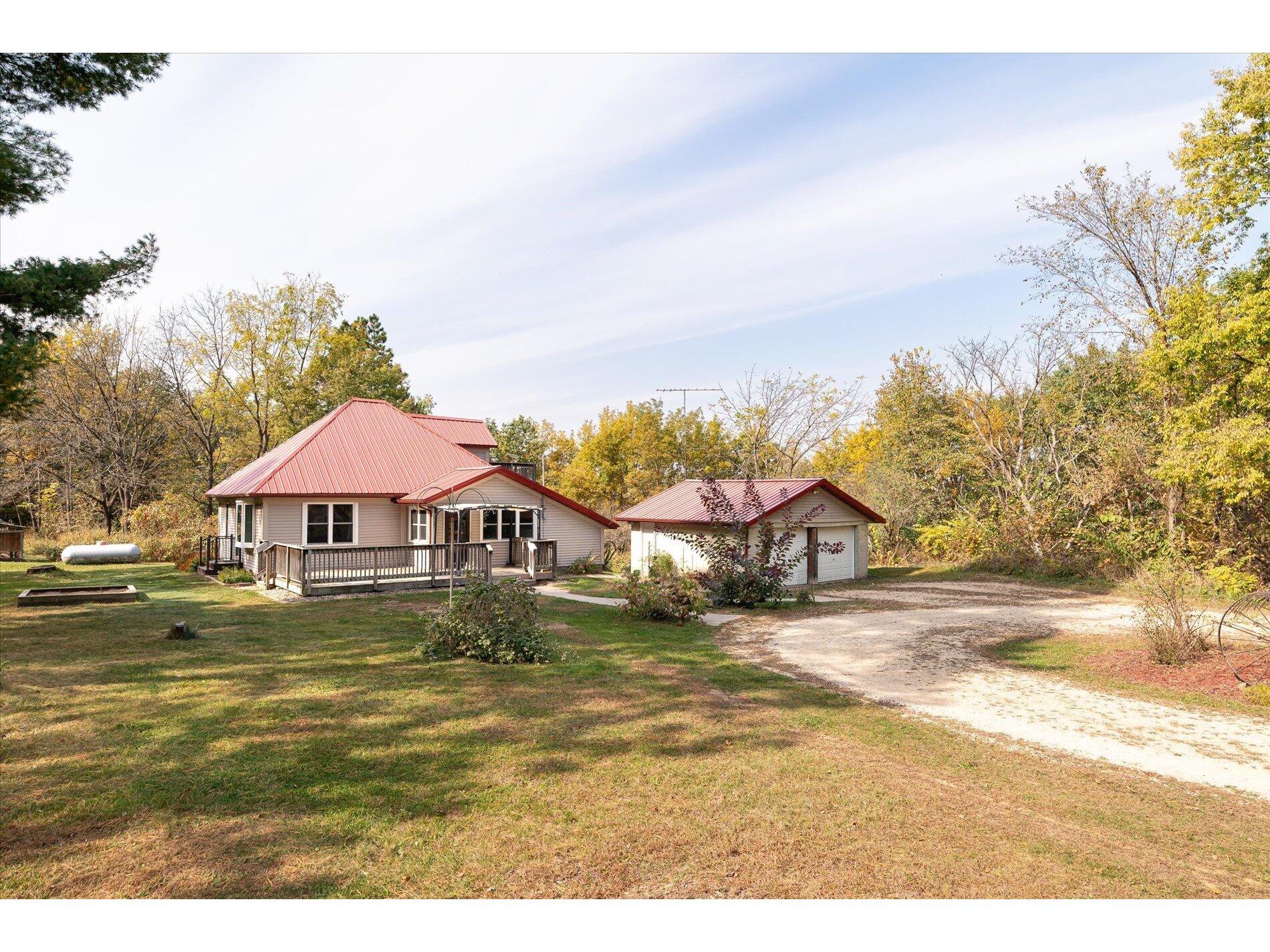 6080 State 16, Union, MN, 55941 | MLS: 1896239 | Edina Realty