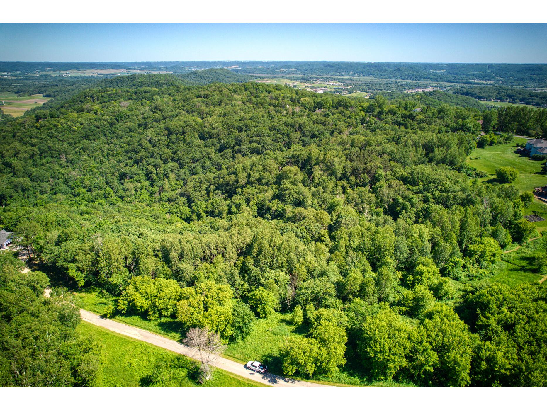 Lot 34 Innsbruck, Hamilton, WI, 54669 | MLS: 1799679 | Edina Realty