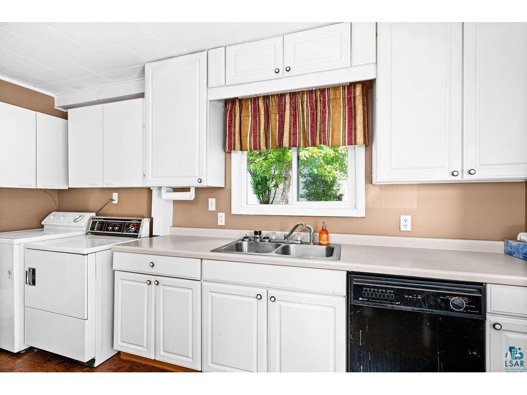 10 Drake Cr, Silver Bay, MN, 55614 | MLS: 6114540 | Edina Realty