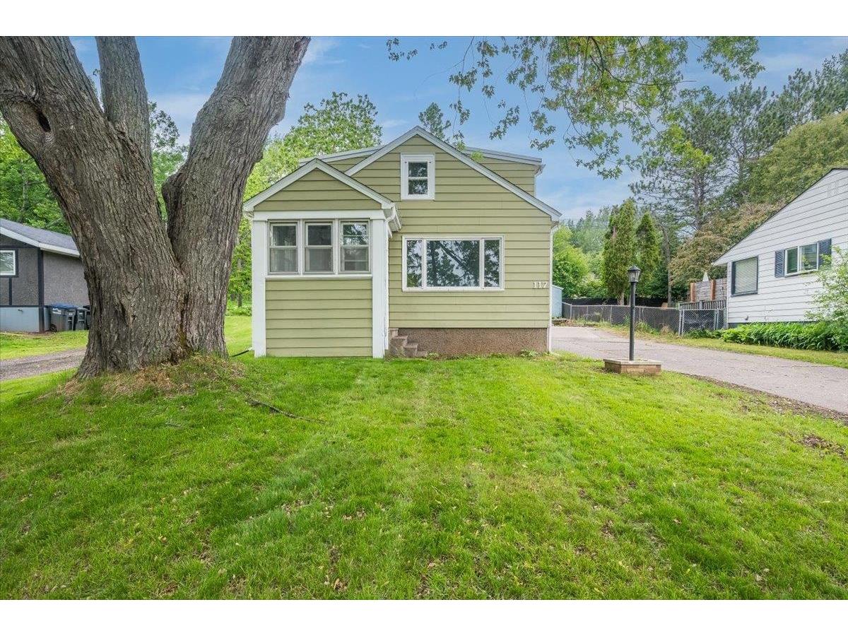 117 W Toledo St, Duluth, MN, 55811 | MLS: 6120061 | Edina Realty