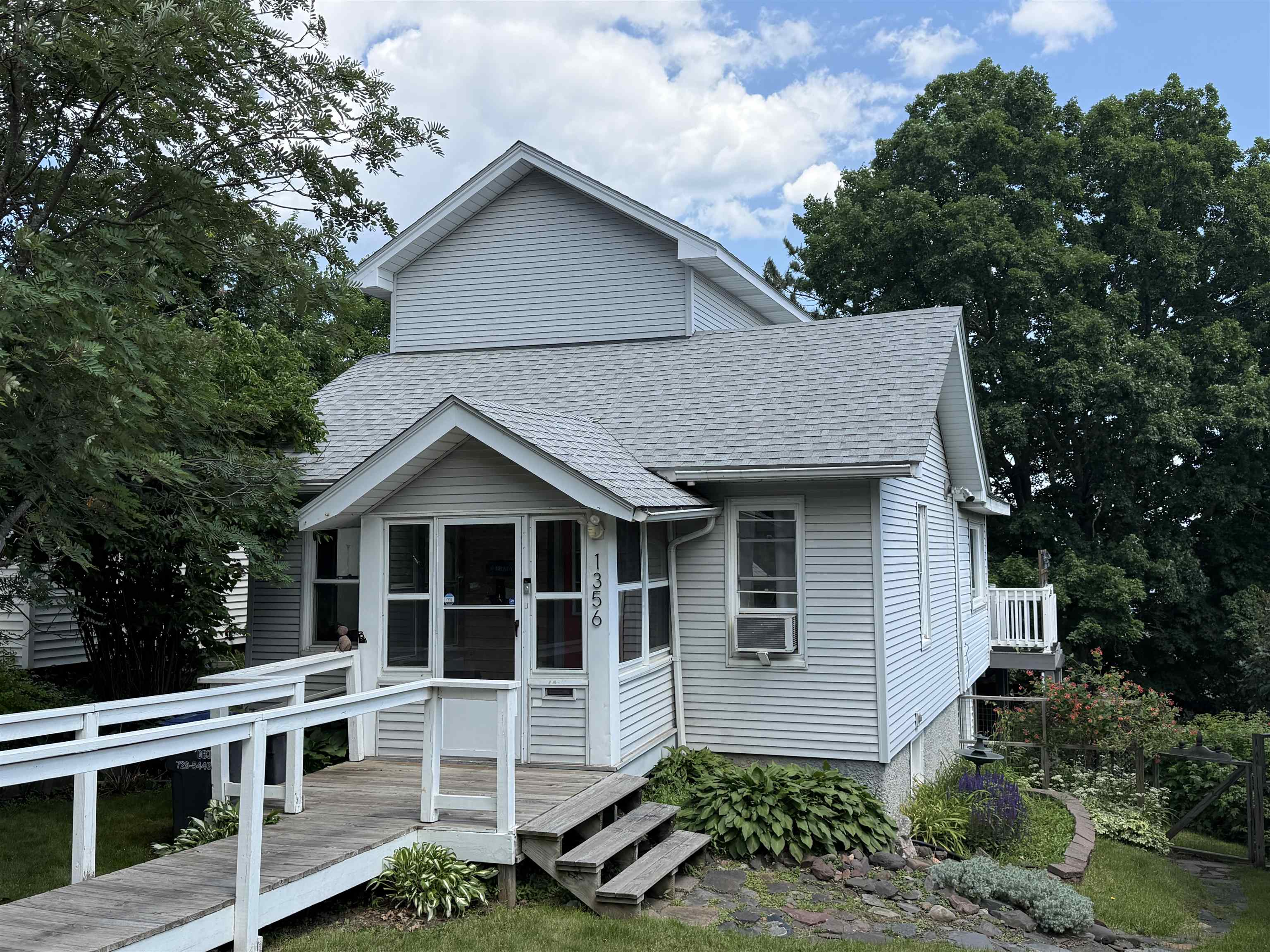 1356 Fern Ave, Duluth, MN, 55805 | MLS: 6120385 | Edina Realty