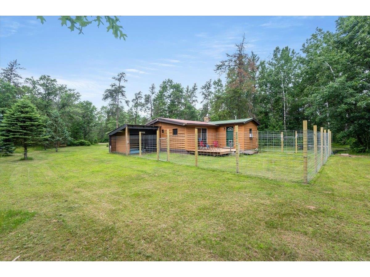 14056 S Eau Claire Acres Cr, Gordon, WI, 54838 | MLS: 6120637 | Edina ...