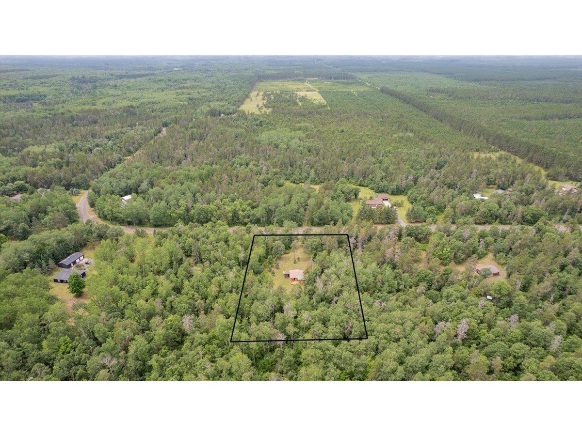 14056 S Eau Claire Acres Cr, Gordon, WI, 54838 | MLS: 6120637 | Edina ...