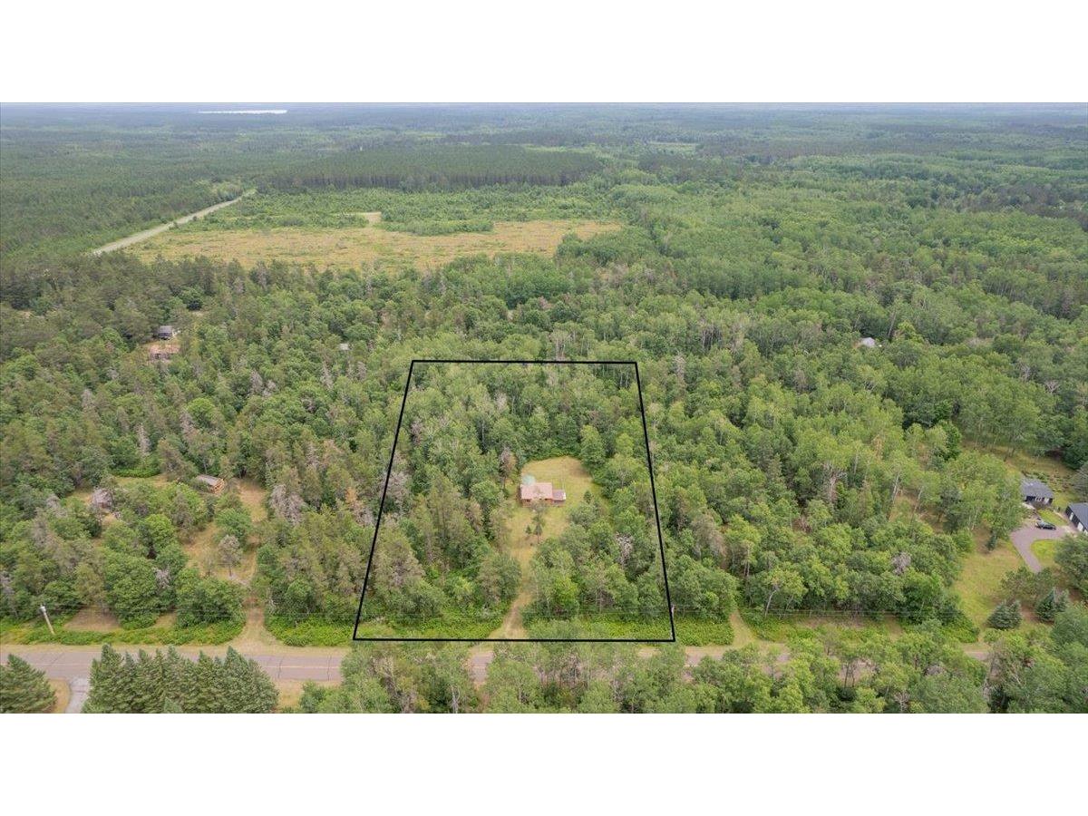 14056 S Eau Claire Acres Cr, Gordon, WI, 54838 | MLS: 6120637 | Edina ...