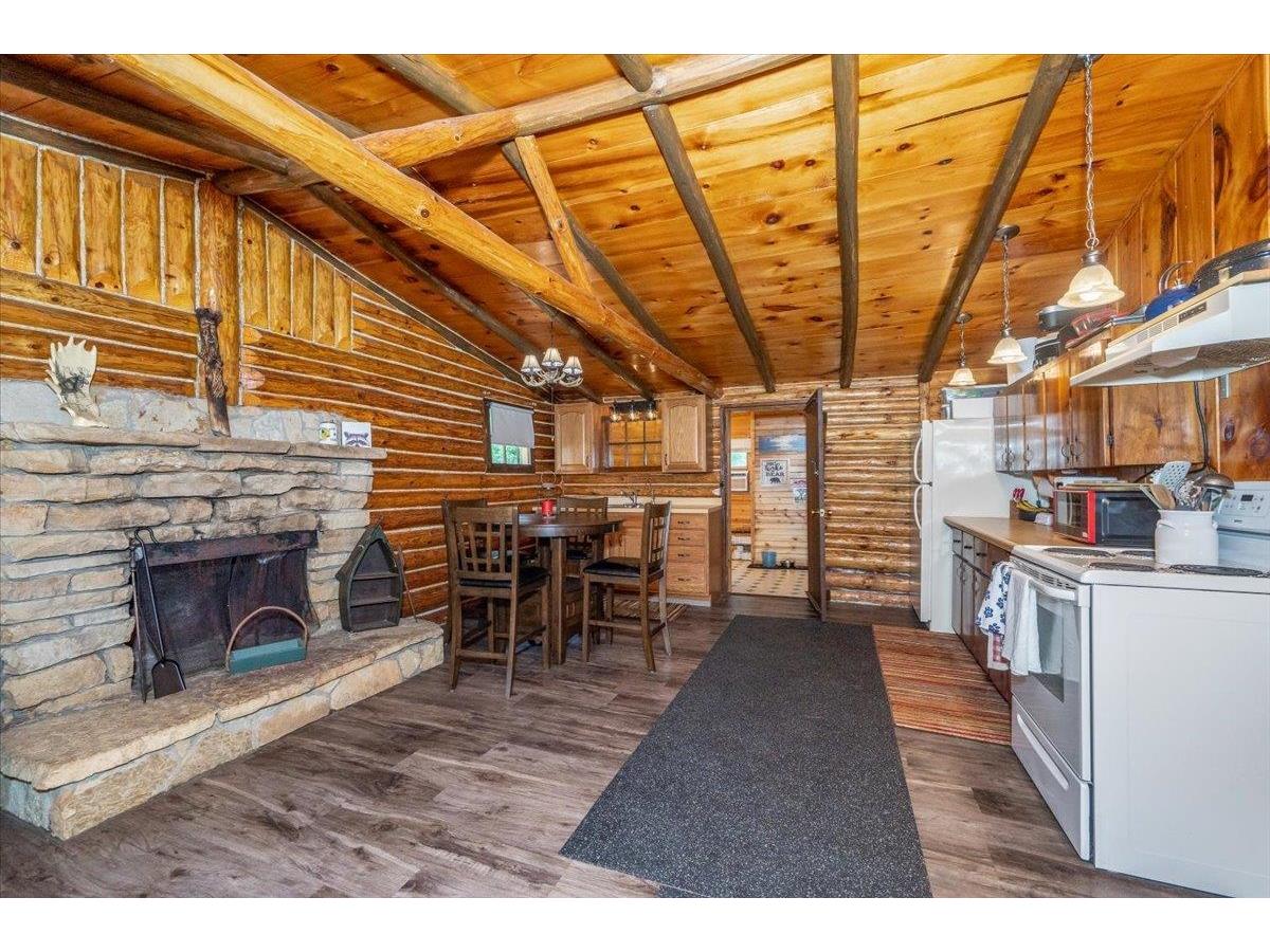 14056 S Eau Claire Acres Cr, Gordon, WI, 54838 | MLS: 6120637 | Edina ...