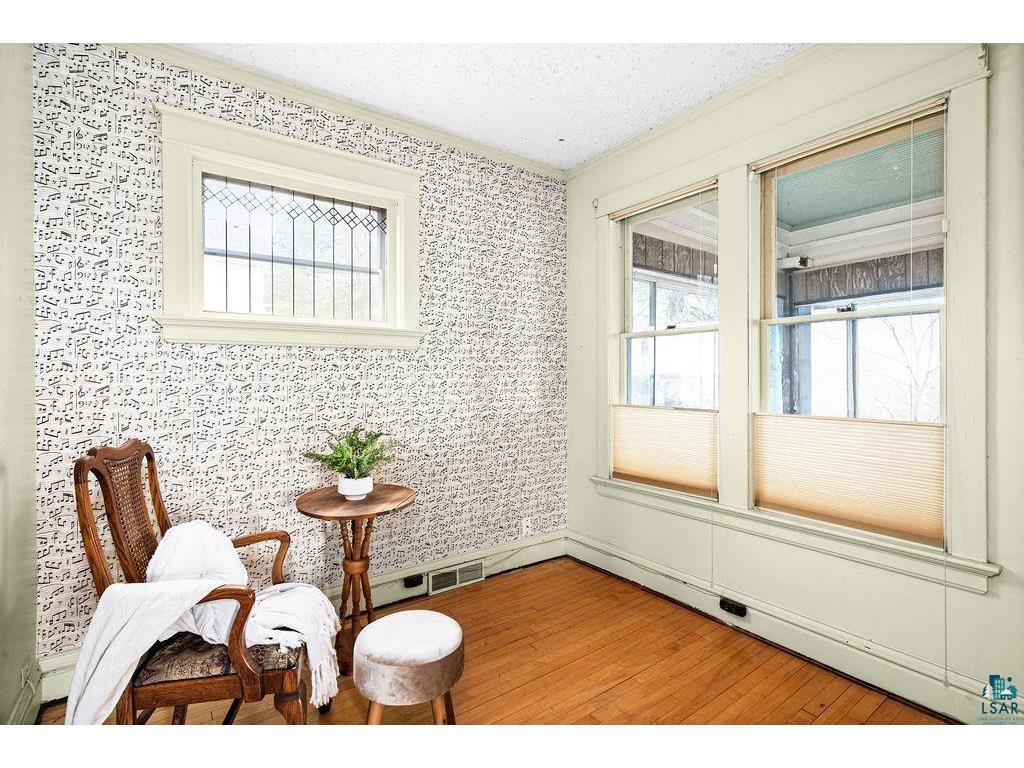 1417 N 8th Ave E, Duluth, MN, 55805 | MLS: 9113275 | Edina Realty