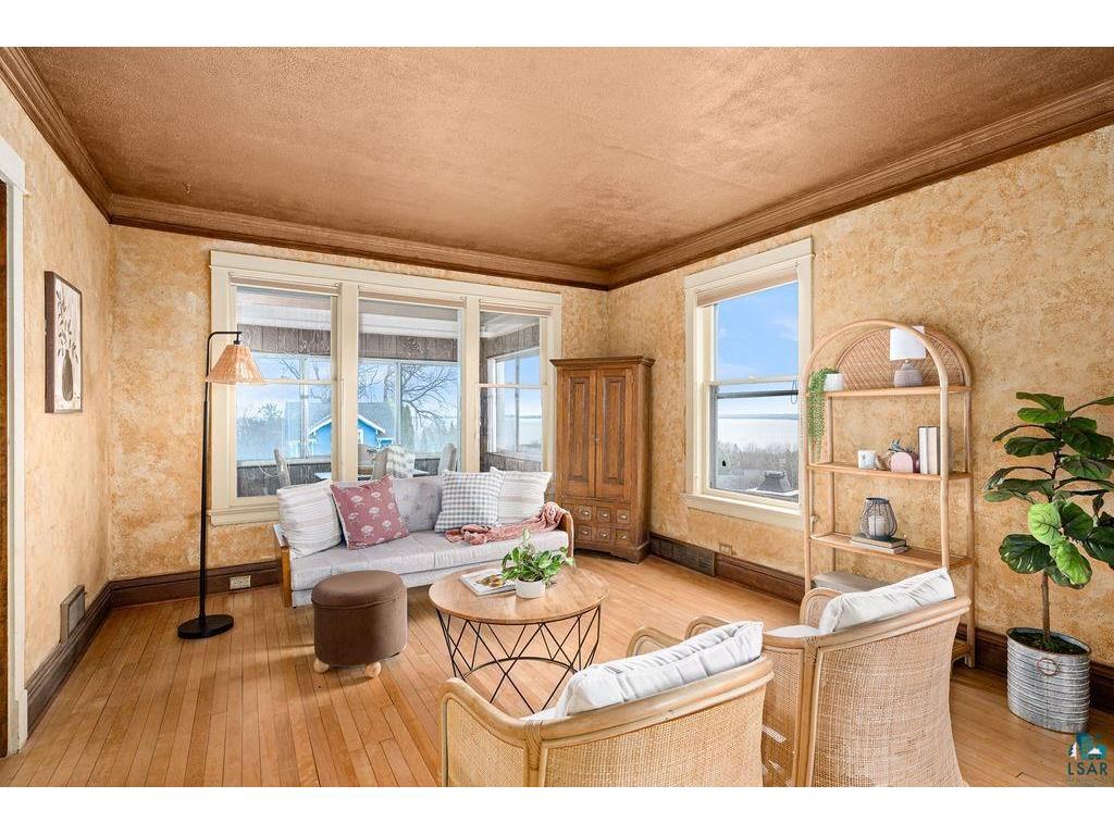 1417 N 8th Ave E, Duluth, MN, 55805 | MLS: 9113275 | Edina Realty