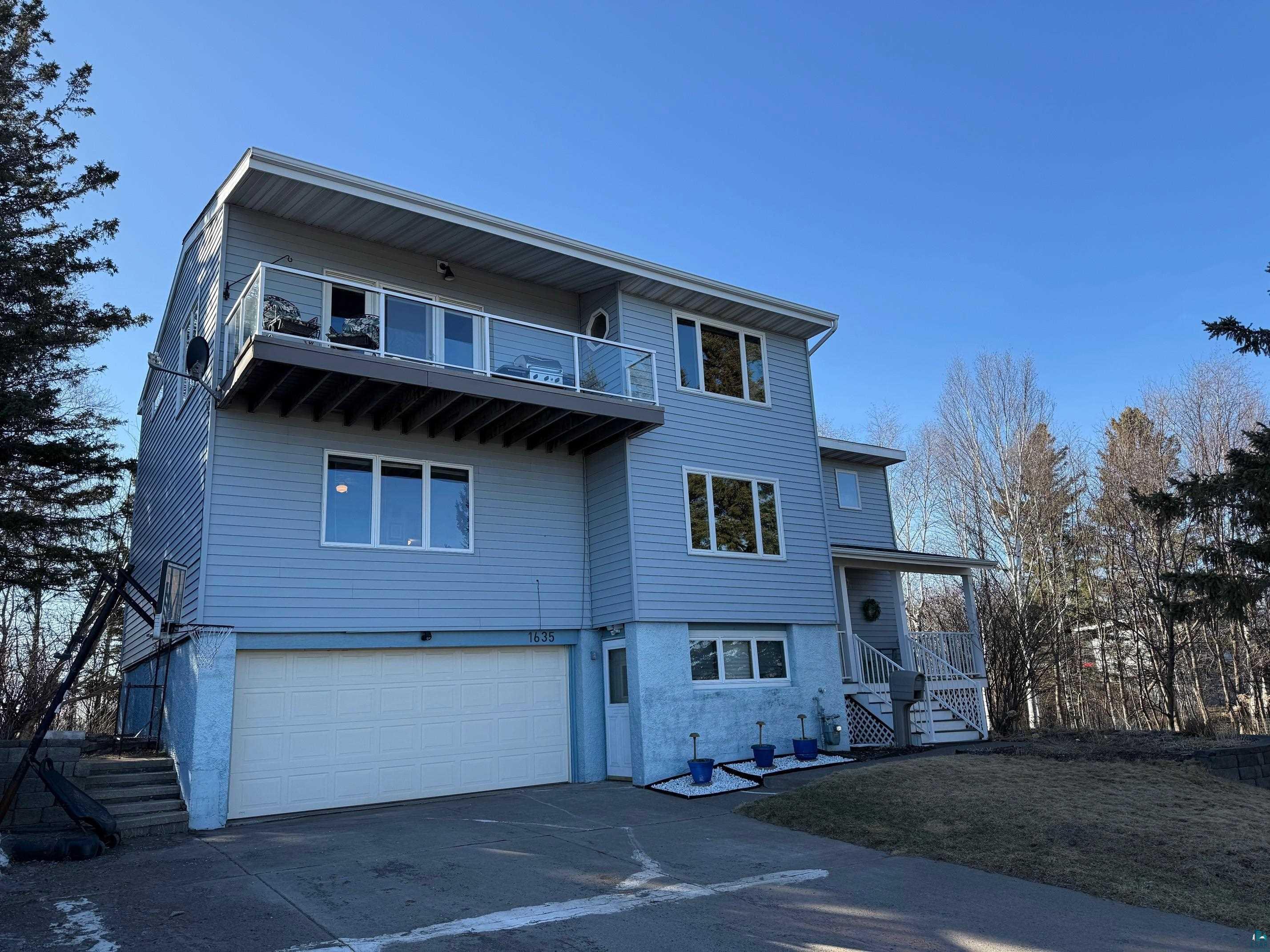 1635 Cliff Ave, Duluth, MN, 55811 | MLS: 6118203 | Edina Realty