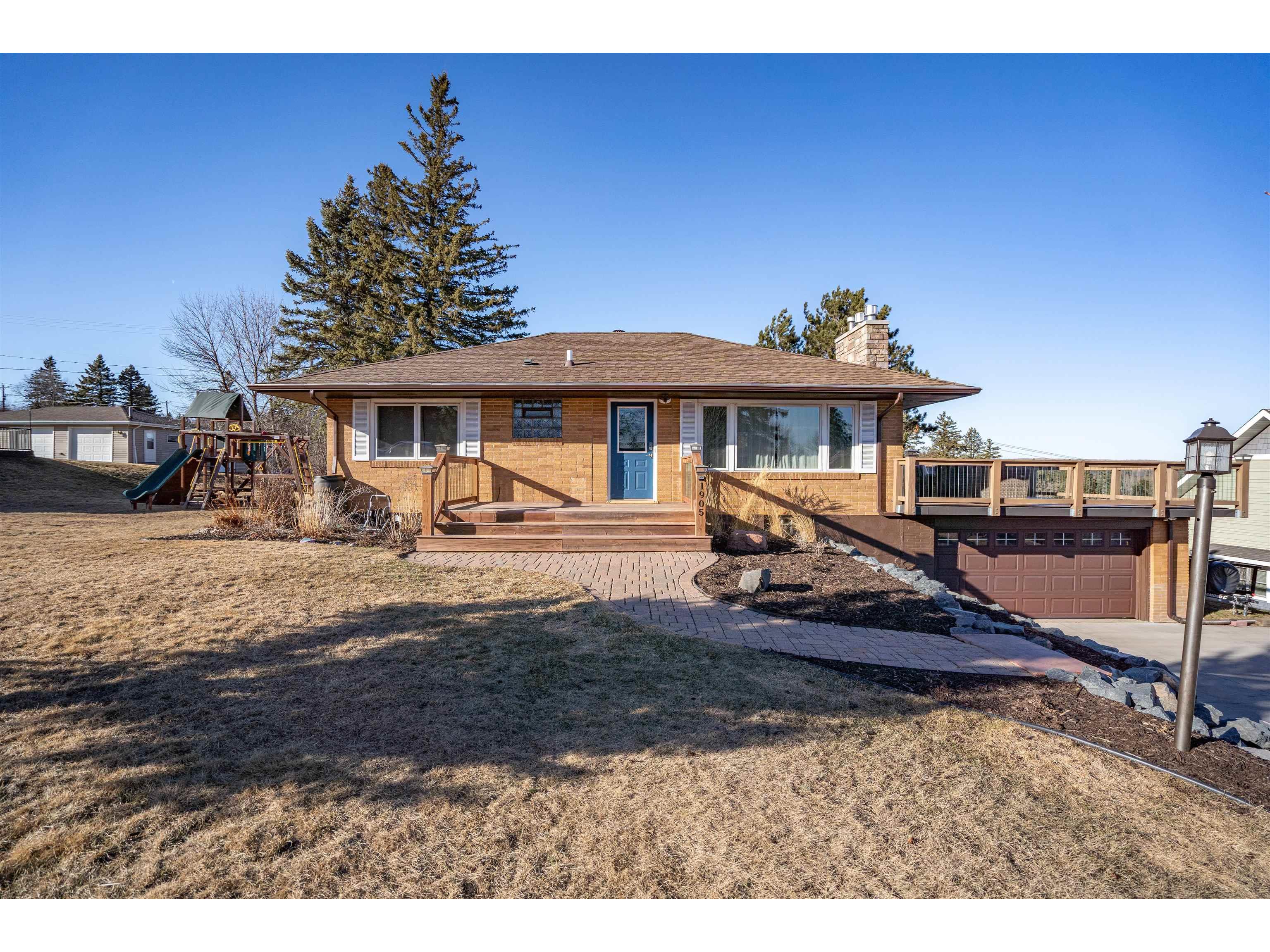 1905 Tyrol St, Duluth, MN, 55811 | MLS: 6118302 | Edina Realty