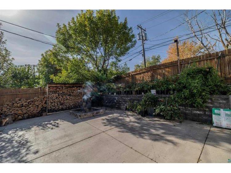 2007 W 3rd St, Duluth, MN, 55806 | MLS: 6118435 | Edina Realty