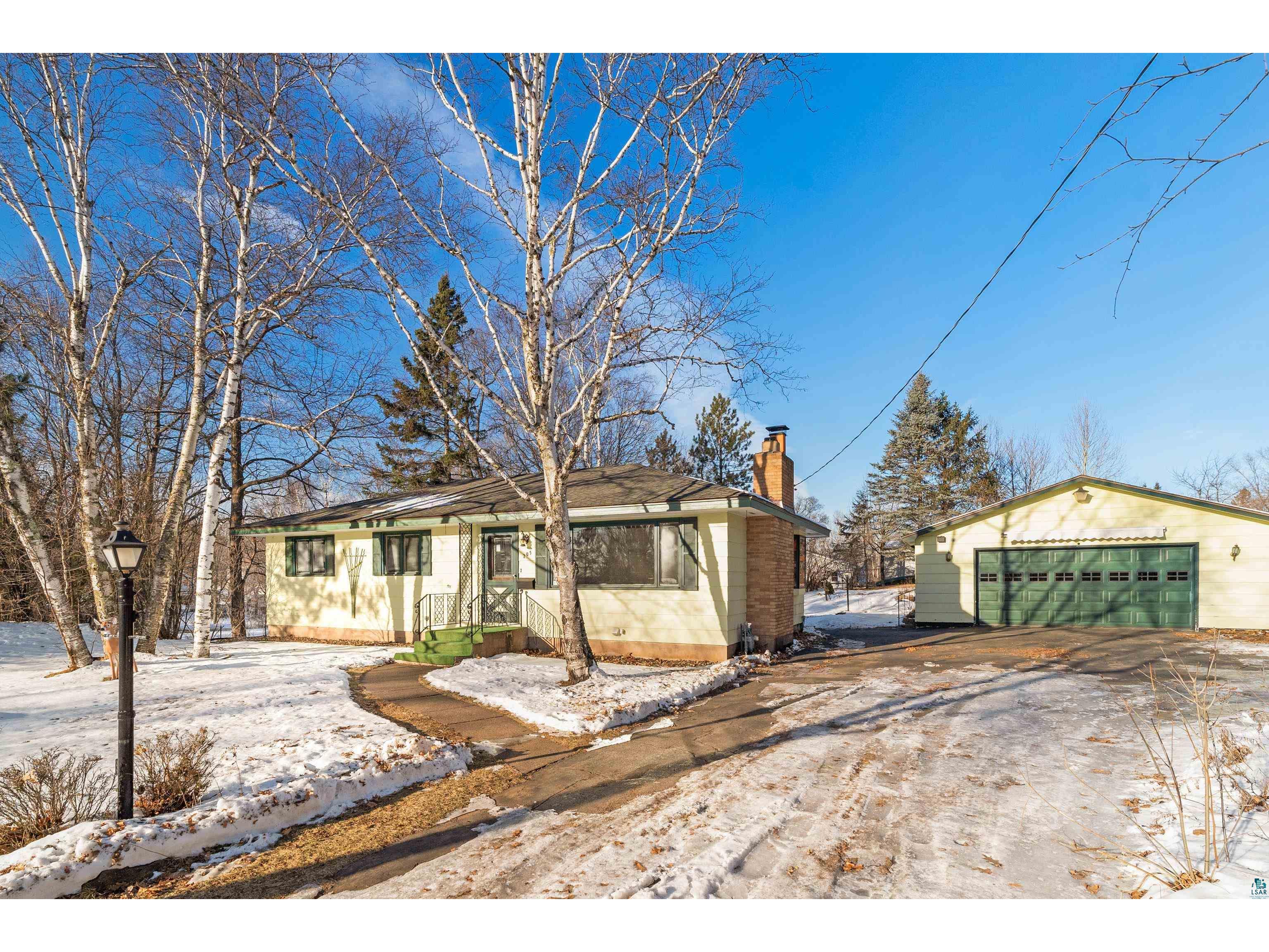 205 E Hubbell St, Duluth, MN, 55803 | MLS: 6117475 | Edina Realty