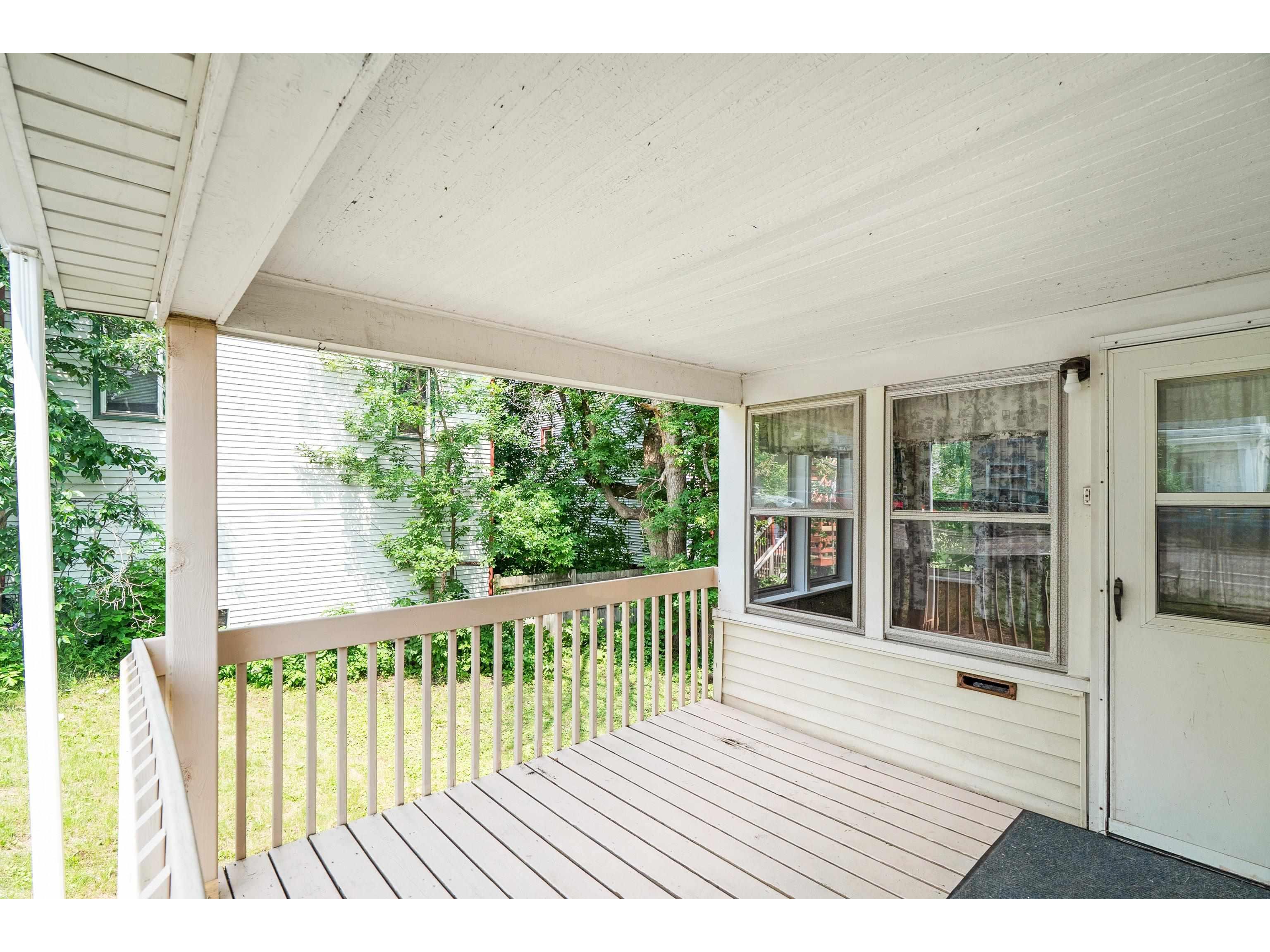 220 N 27th Ave W, Duluth, MN, 55806 | MLS: 6121087 | Edina Realty