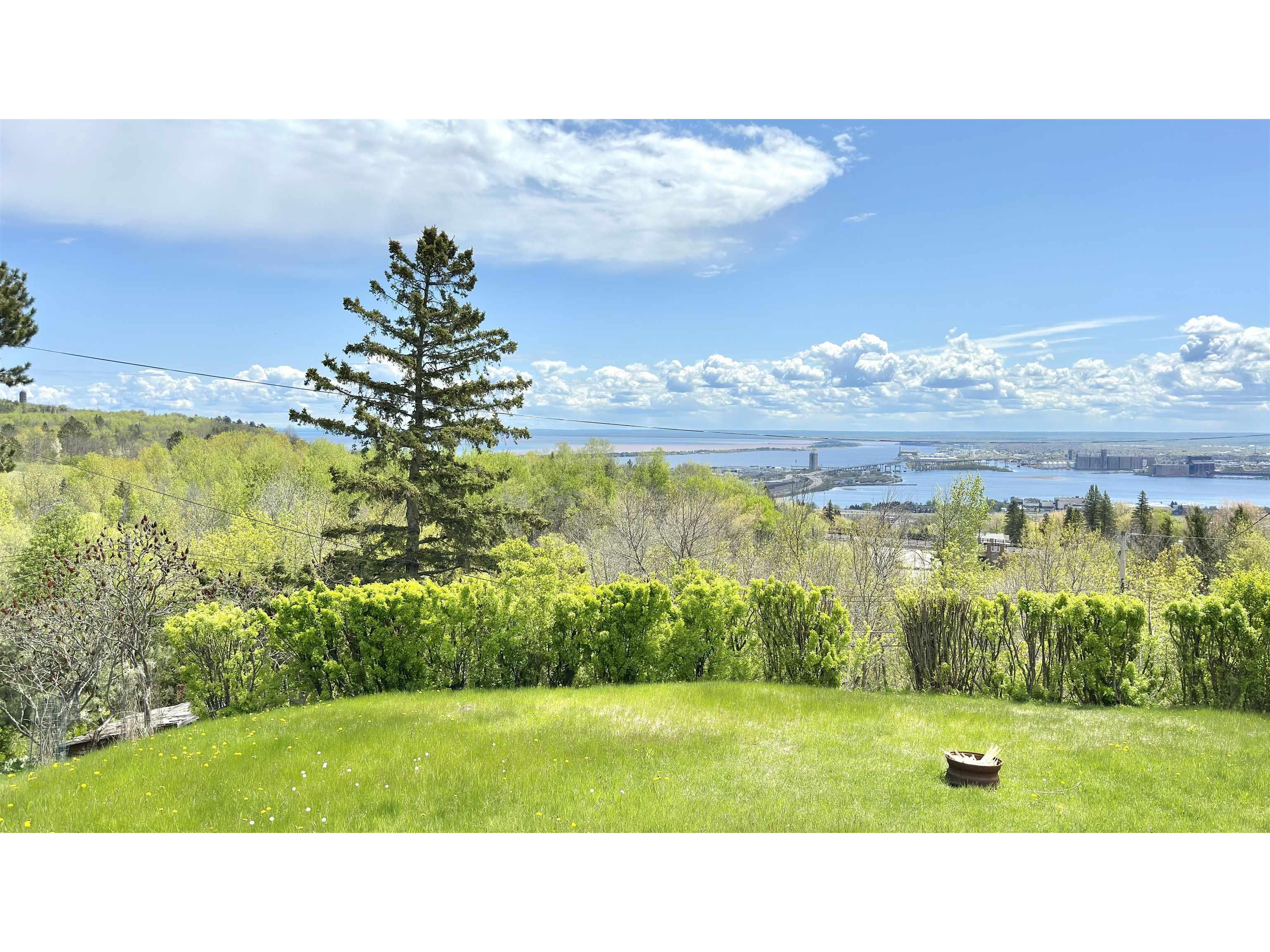 2212 Springvale Ct, Duluth, MN, 55811 | MLS: 6119819 | Edina Realty