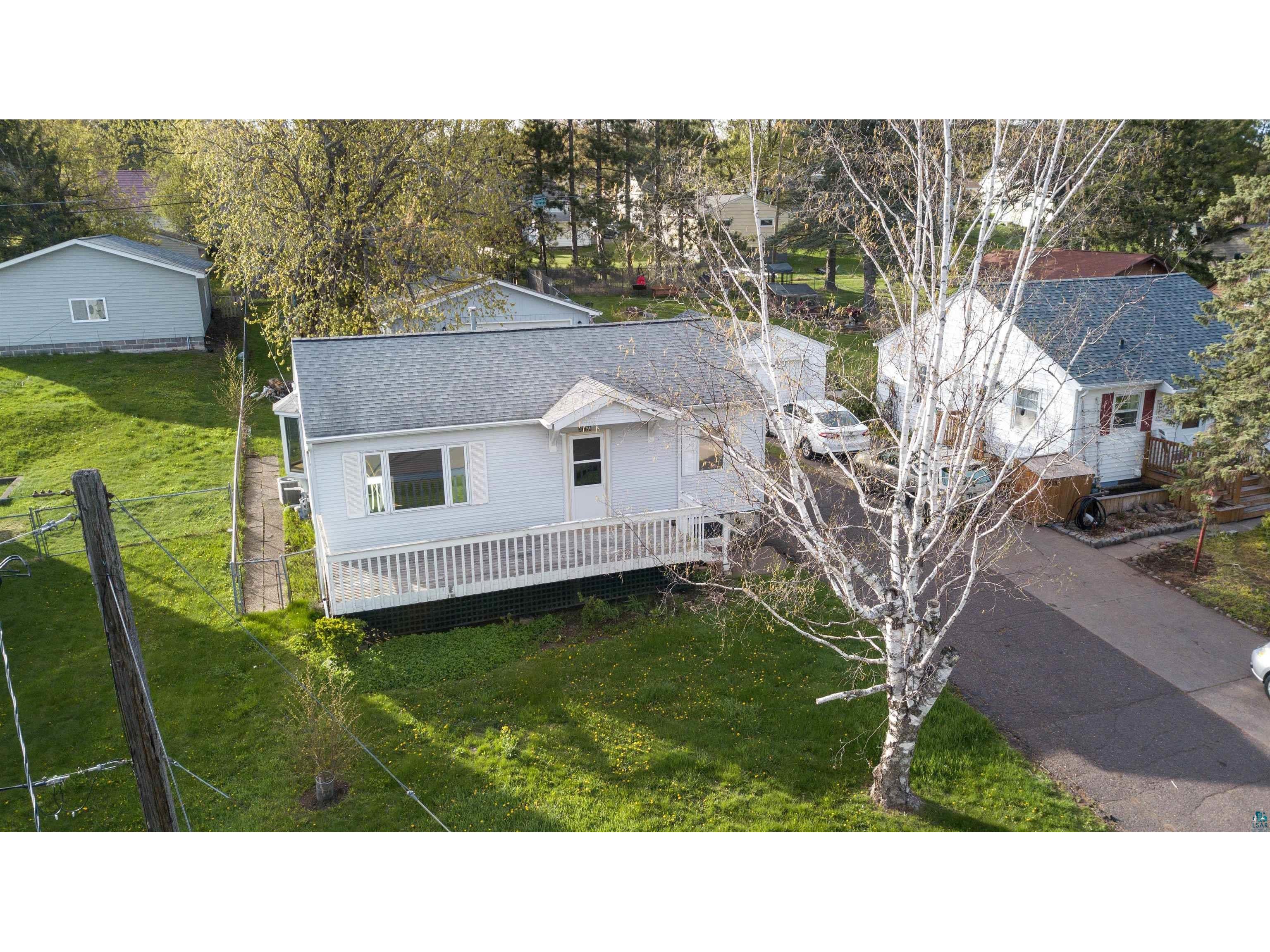 2229 Hillcrest Dr, Duluth, MN, 55811 | MLS: 6119589 | Edina Realty