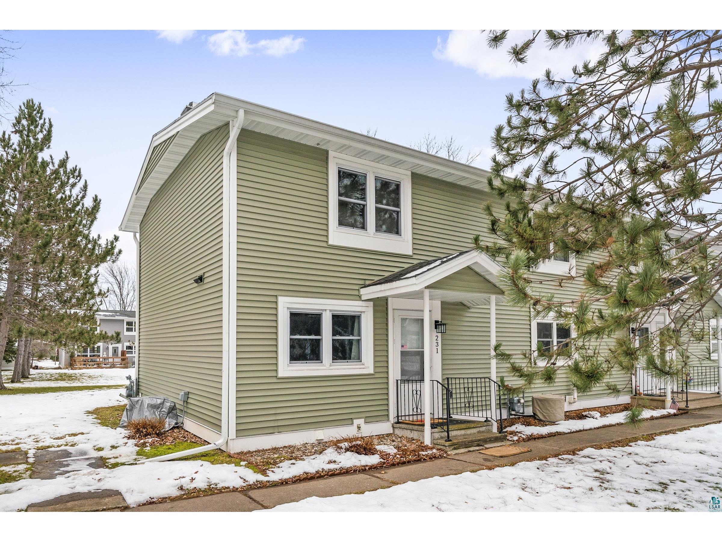 231 Mitchell Cr, Duluth, MN, 55811 | MLS: 6112167 | Edina Realty