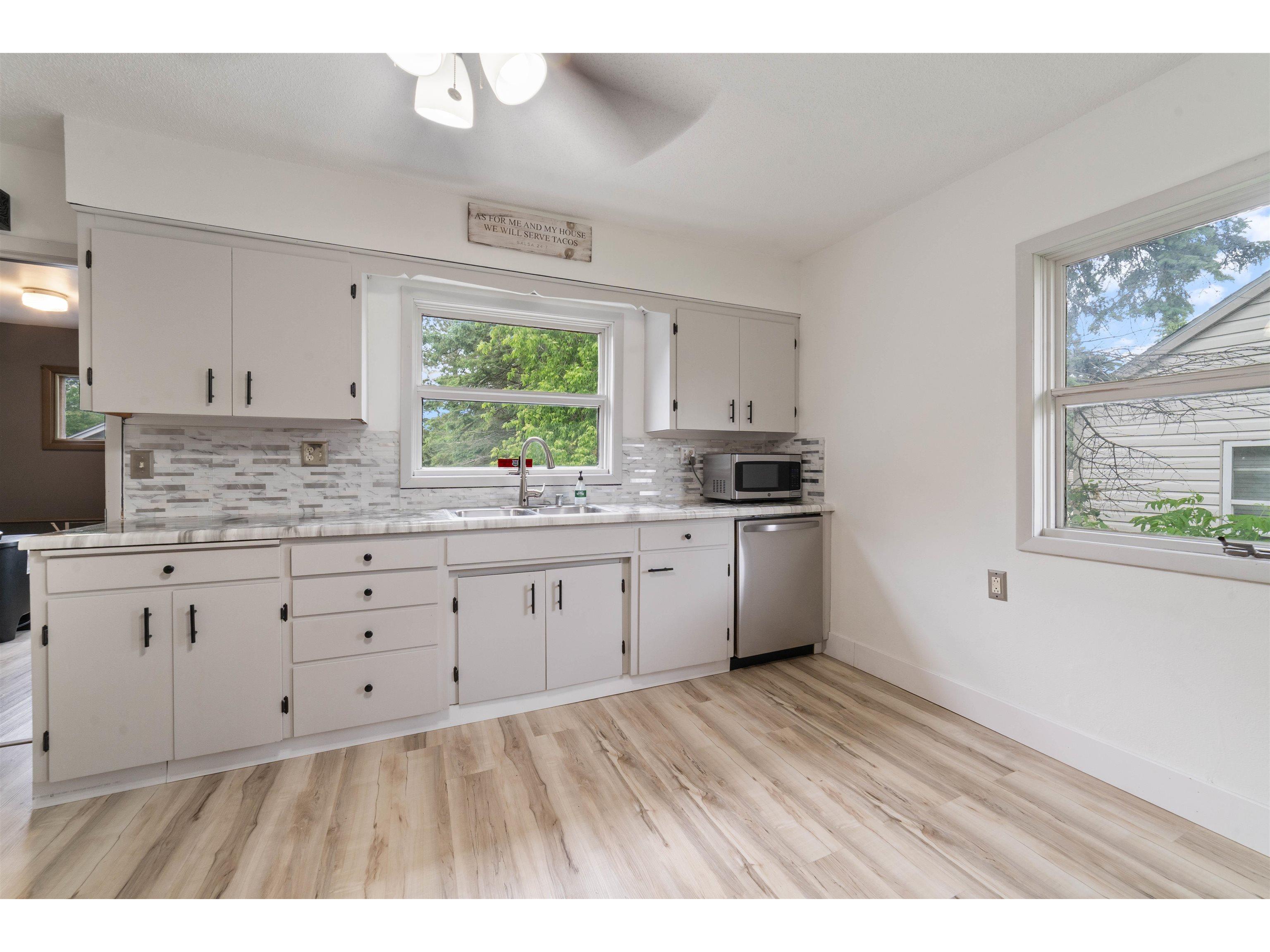 2420 Piedmont Ave, Duluth, MN, 55811 | MLS: 6120294 | Edina Realty