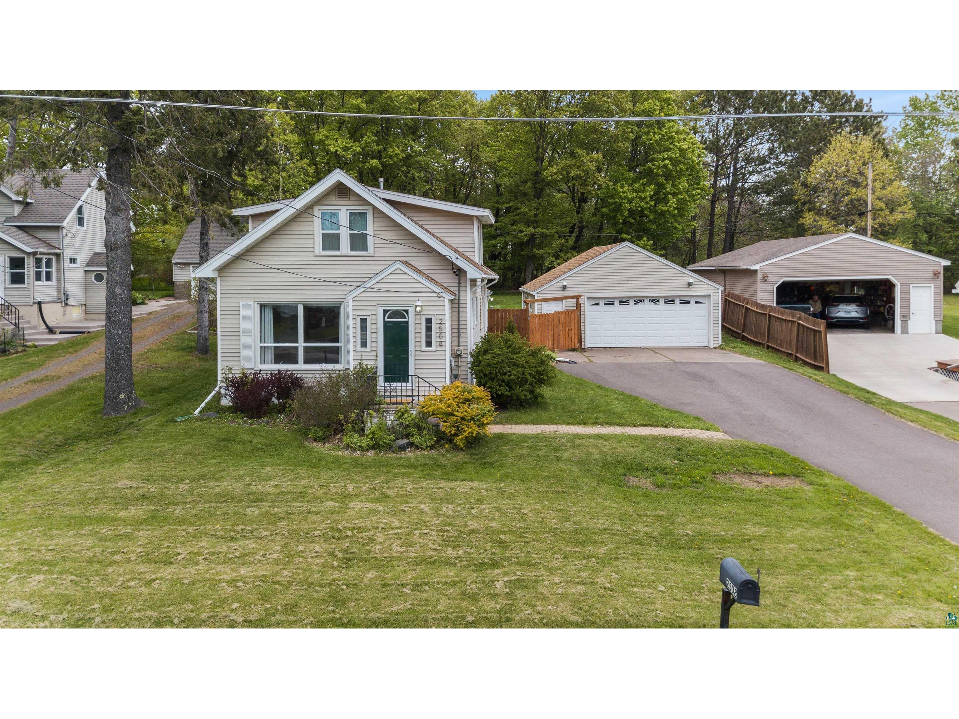 2508 Springvale Rd, Duluth, MN, 55811 | MLS: 6119672 | Edina Realty