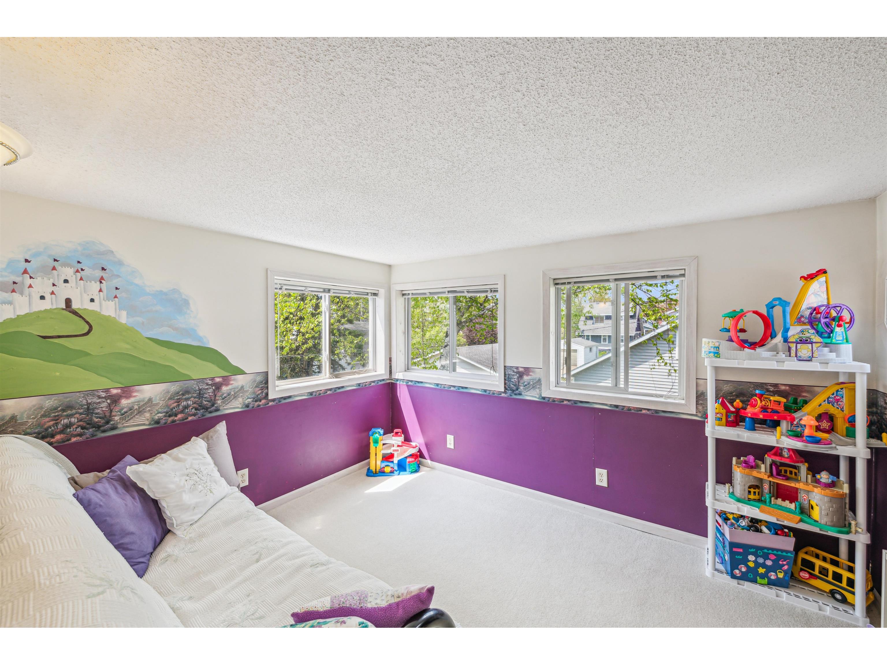 2621 Hughitt Ave, Superior, WI, 54880 | MLS: 6119735 | Edina Realty