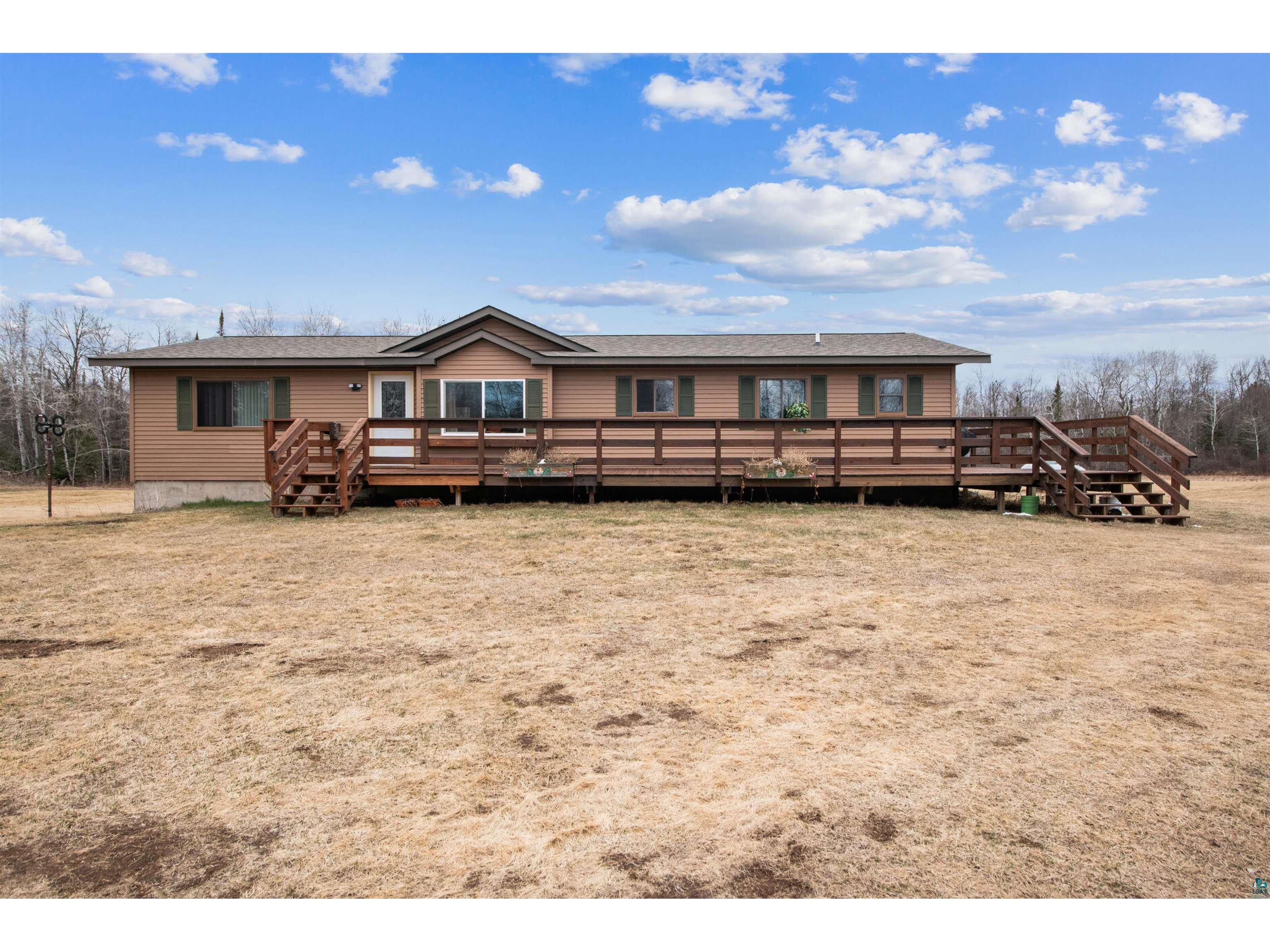 2805 E Anderson Rd, Foxboro, WI, 54836 | MLS: 6118746 | Edina Realty