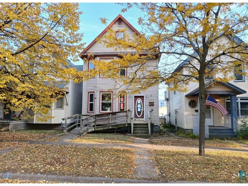 2818 W 1st St, Duluth, MN, 55806 | MLS: 6117058 | Edina Realty