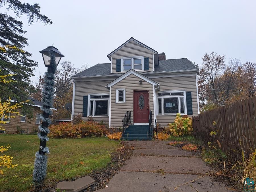 325 12th St, Cloquet, MN, 55720 | MLS: 6111698 | Edina Realty