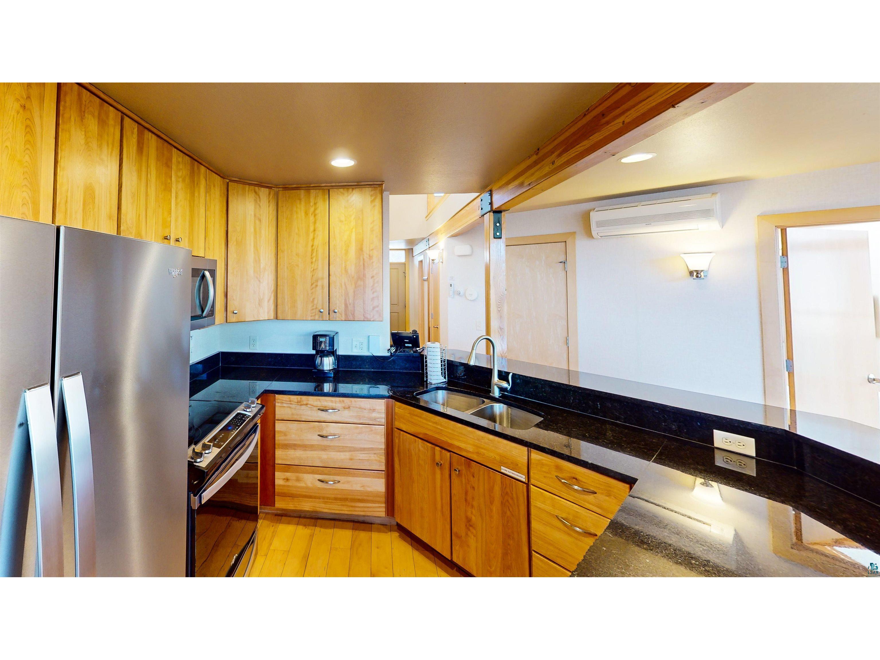 40 Surfside Dr, Tofte, MN, 55615 | MLS: 6111523 | Edina Realty