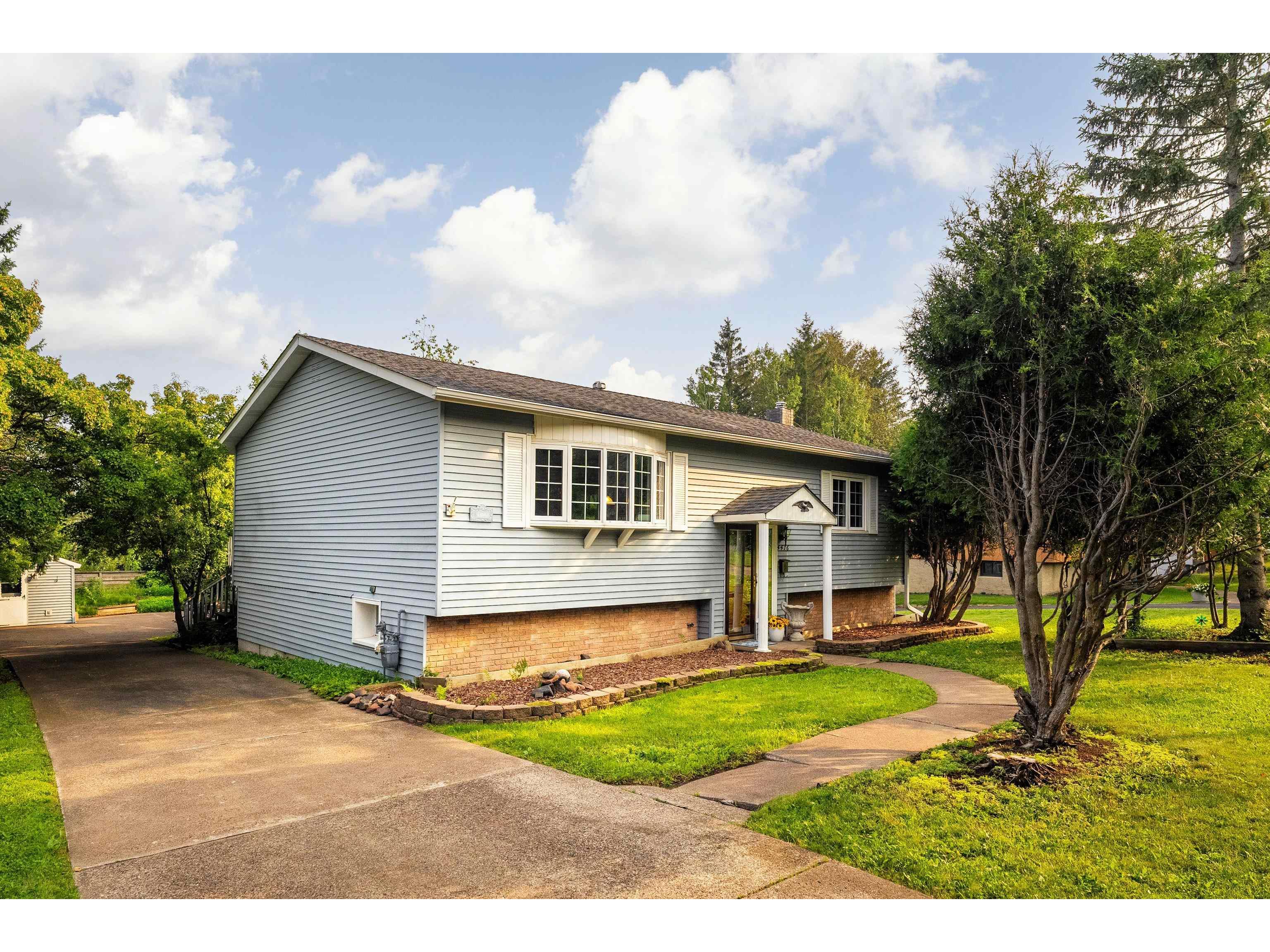 4416 Oakley St, Duluth, MN, 55804 | MLS: 6121121 | Edina Realty