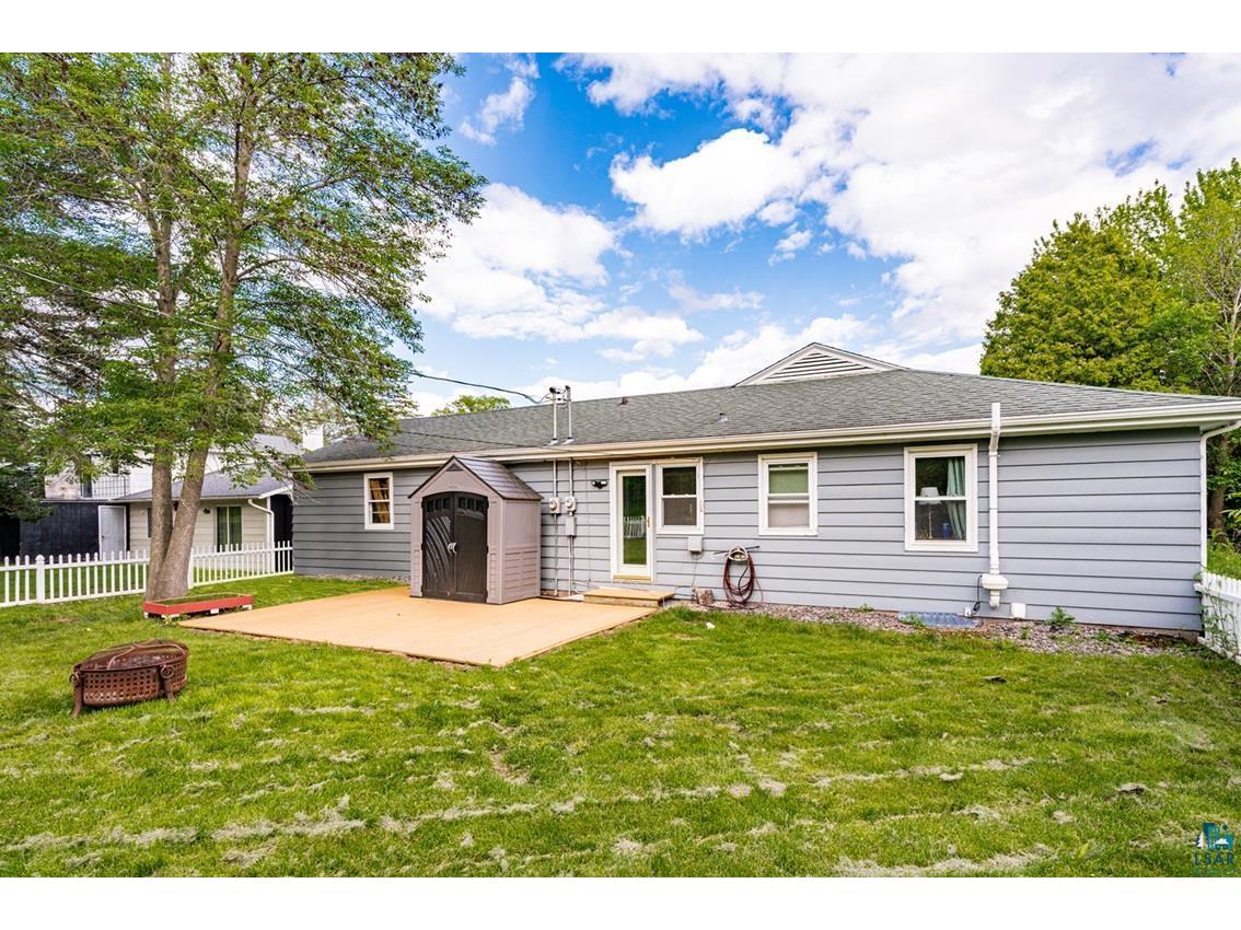 4919 London Rd, Duluth, MN, 55804 | MLS: 6114580 | Edina Realty