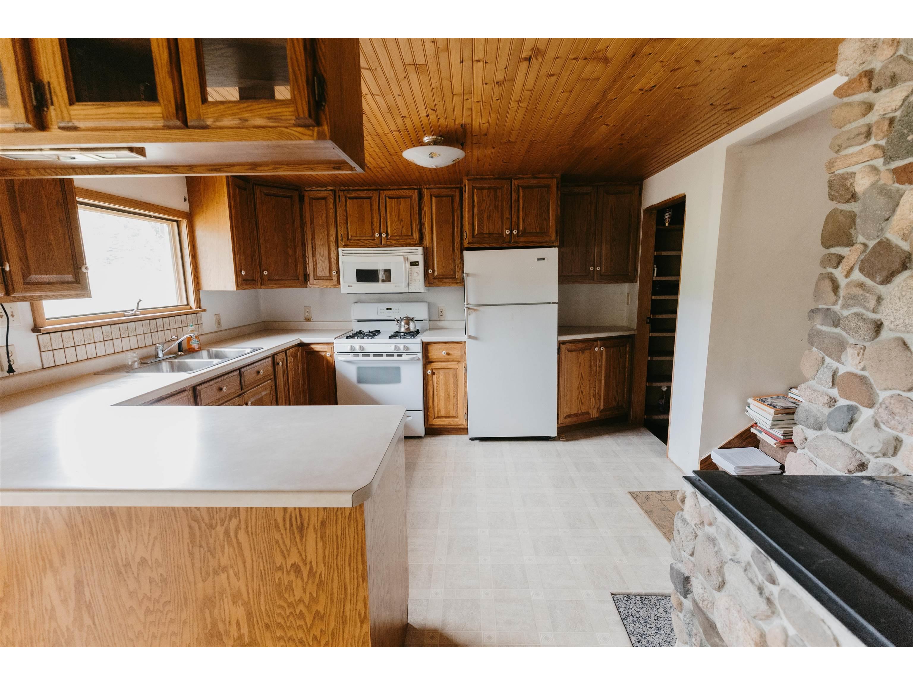 5003 E Craig Rd, Superior, WI, 54880 | MLS: 6120125 | Edina Realty