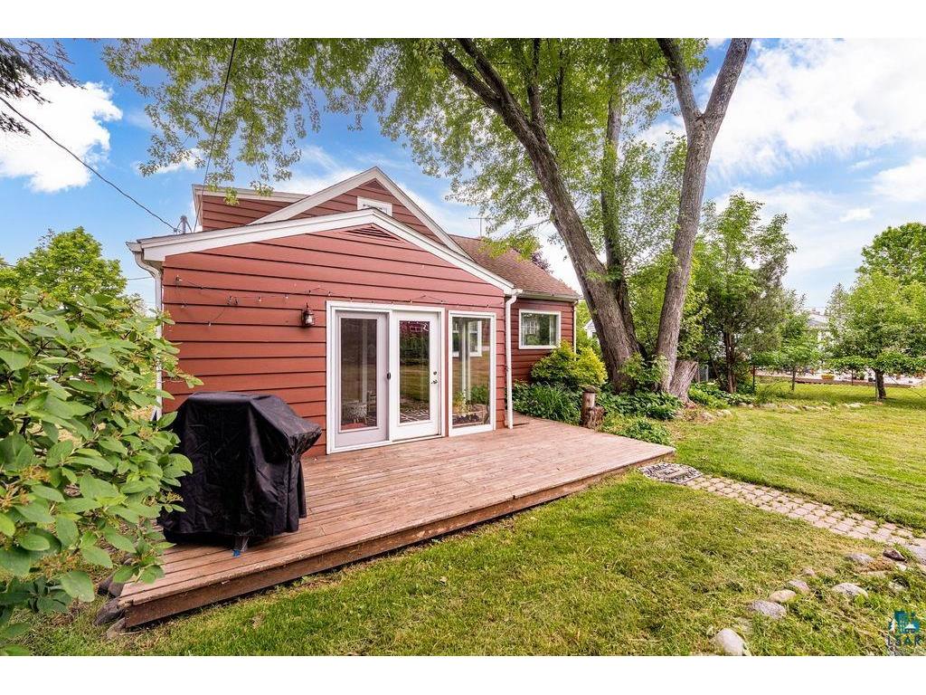 5051 London Rd, Duluth, MN, 55804 | MLS: 6114446 | Edina Realty